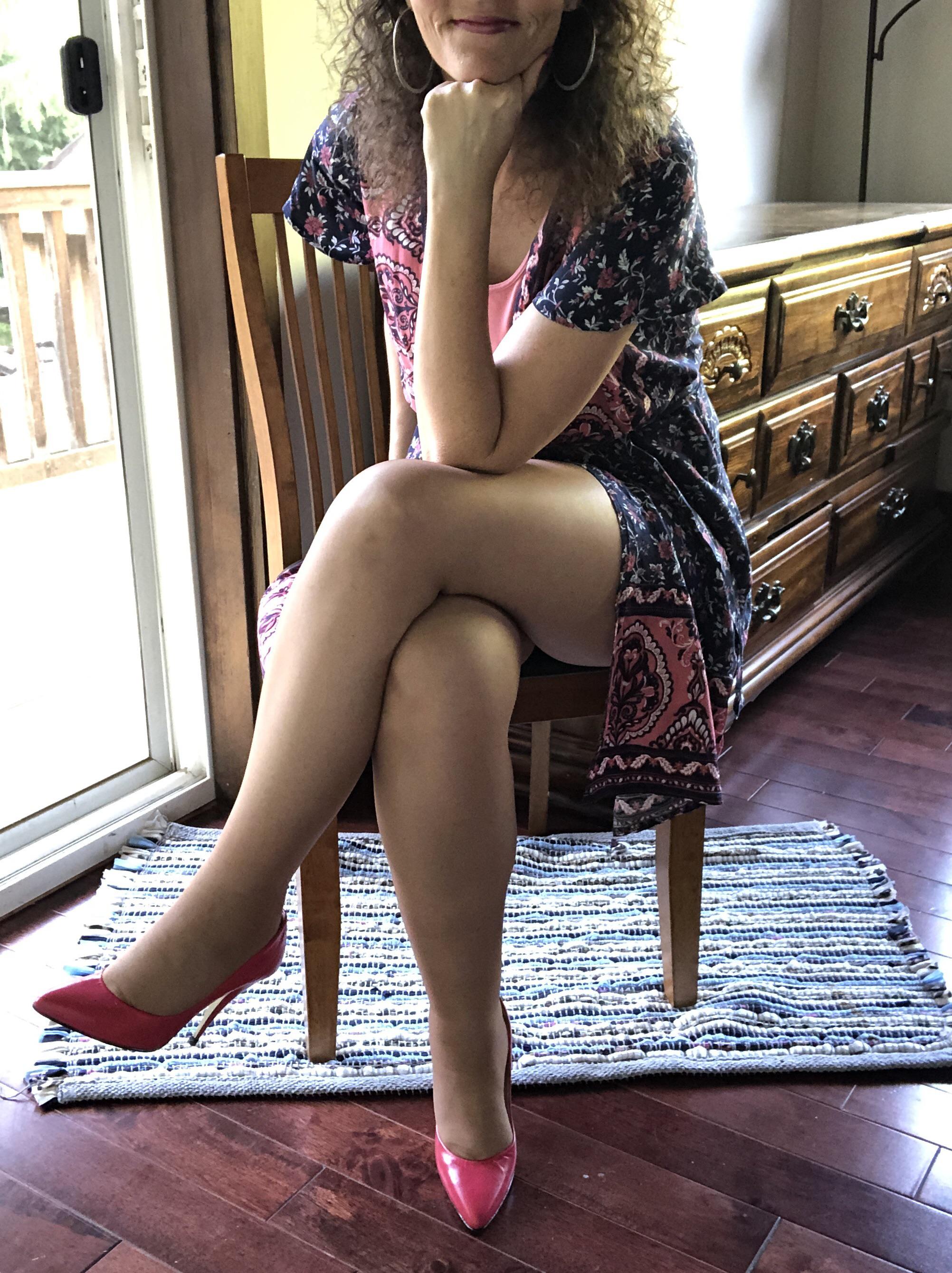 Fushia Leather Classic Pumps😍 | Scrolller