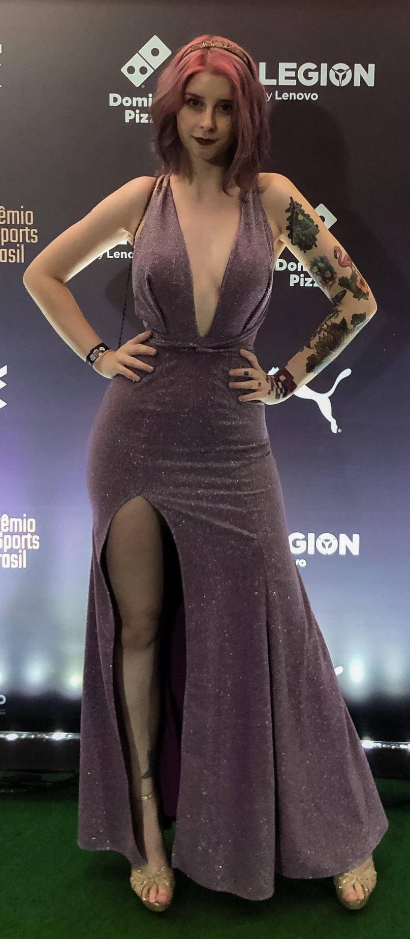 Gabi Catuzzo | Scrolller