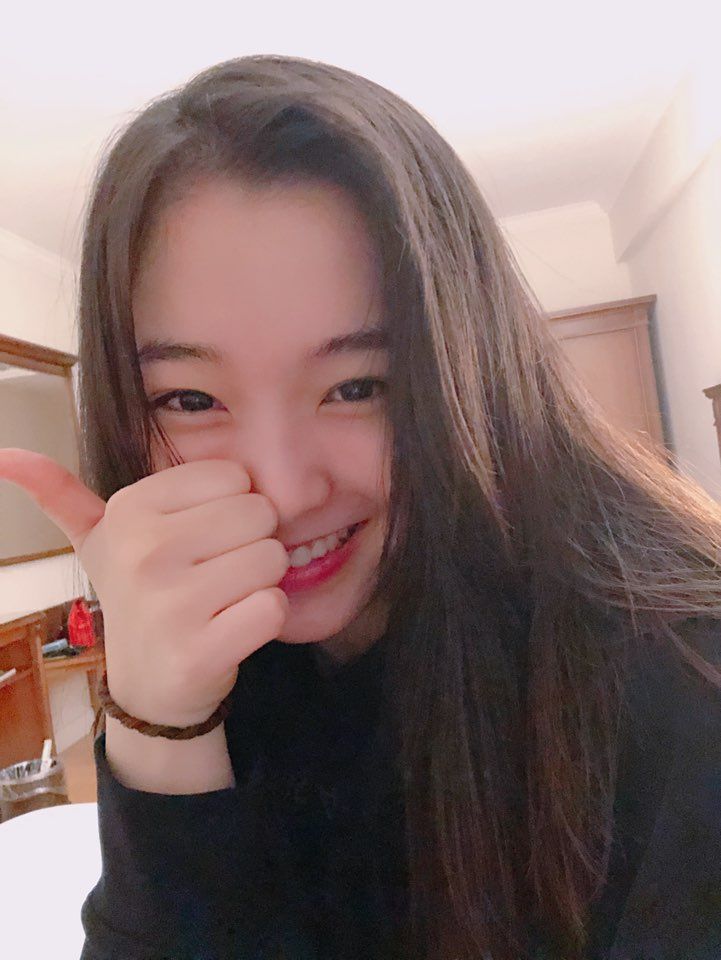 Gahyeon Fighting 👍 | Scrolller