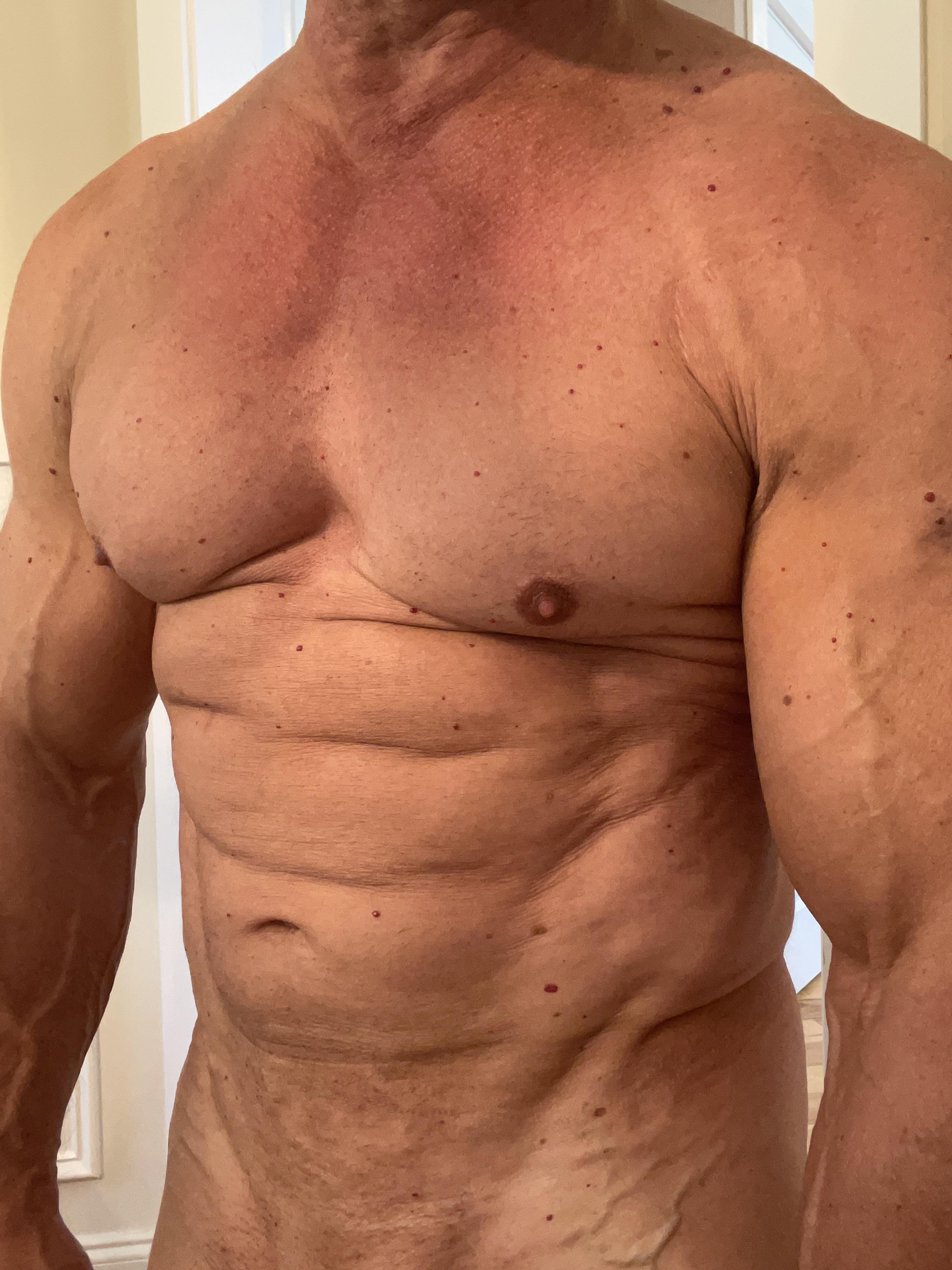 Not giving up on making gains! | Scrolller