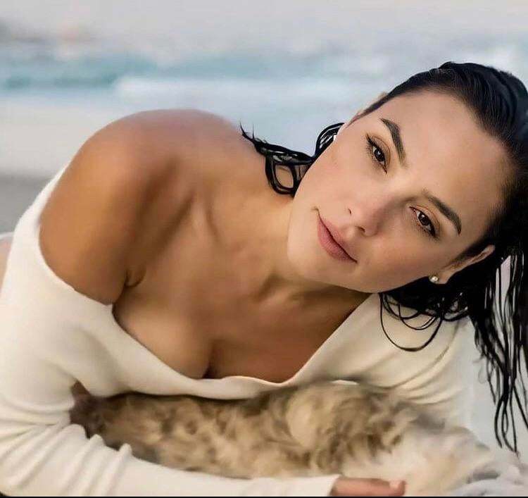 Gal Gadot needs it as rough as possible... | Scrolller