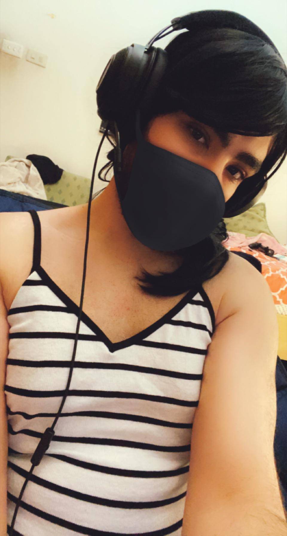 Gamer Girl 😸 Scrolller