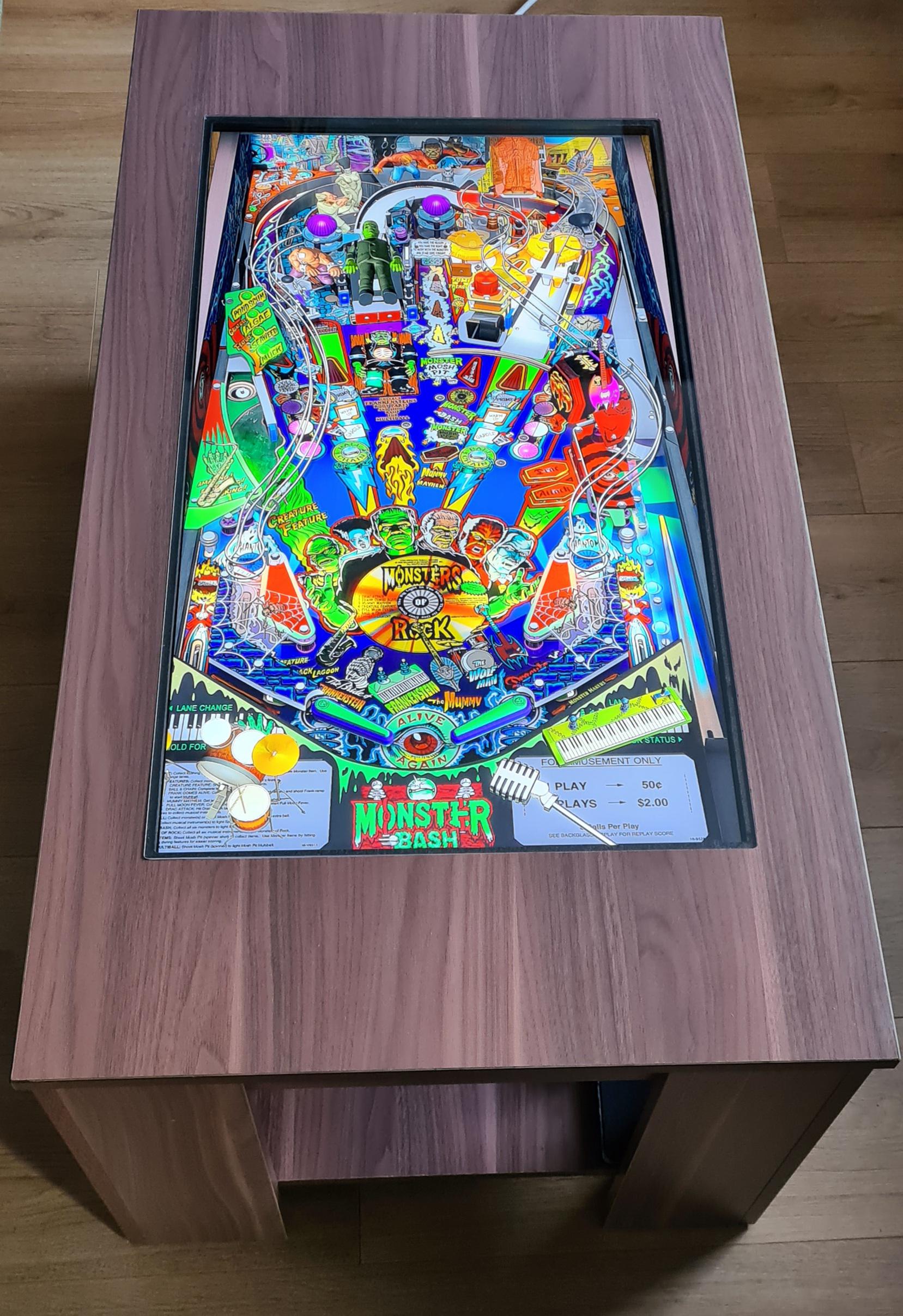 Gaming on the coffee table | Scrolller