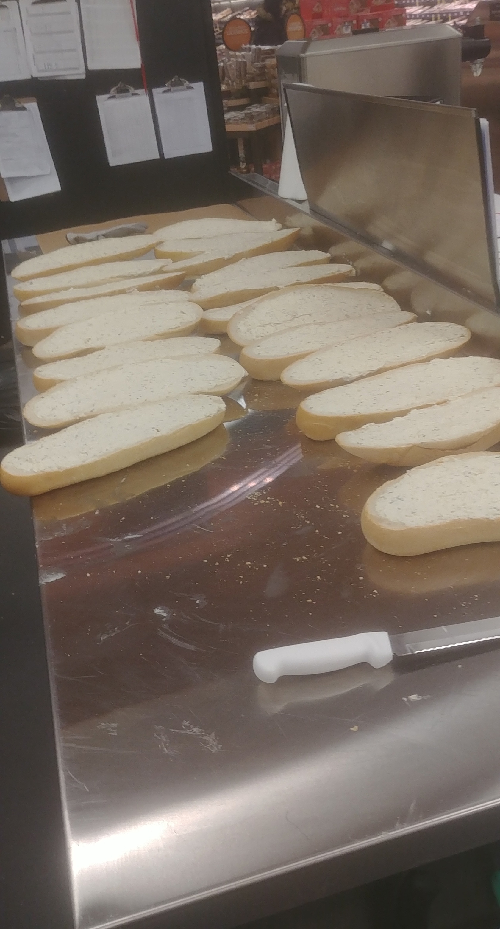 Garlic Bread | Scrolller