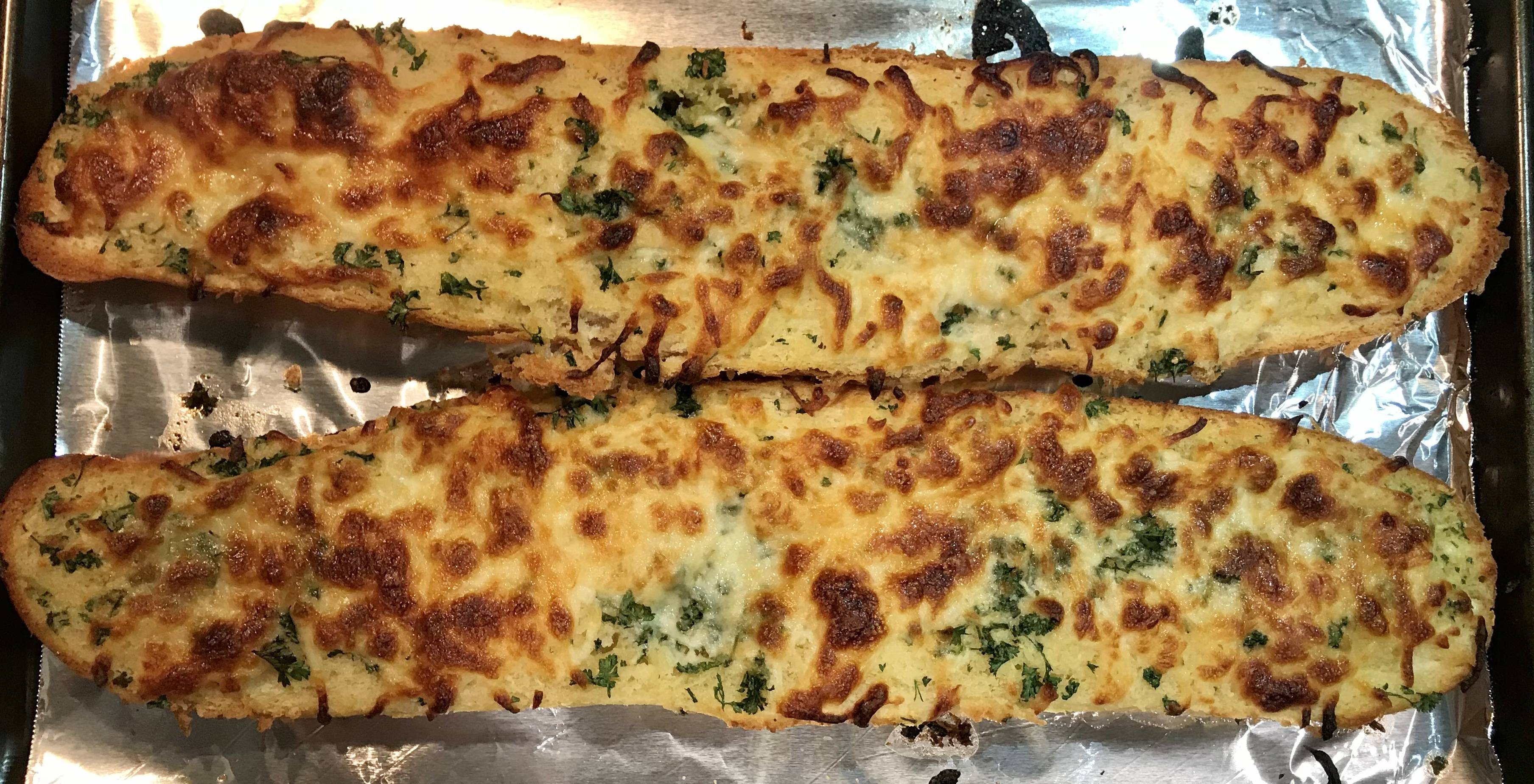 Garlic bread | Scrolller