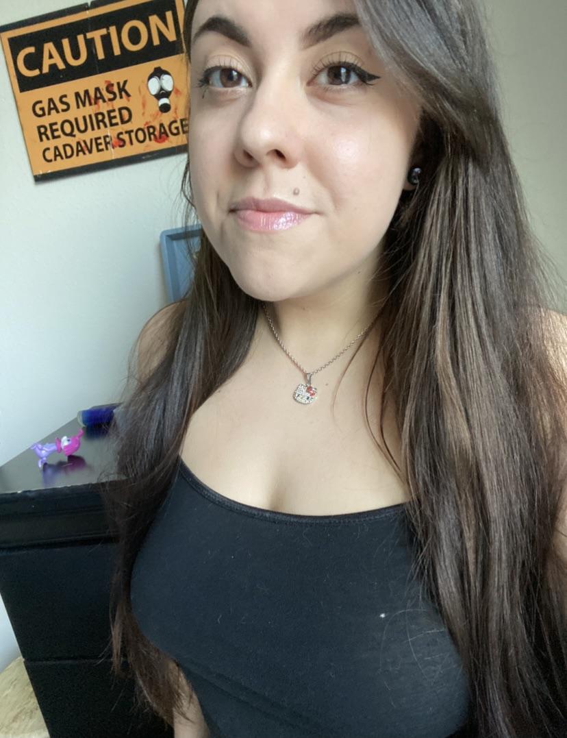 Gas mask REQUIRED. [cadaver storage.] (Over18f) | Scrolller