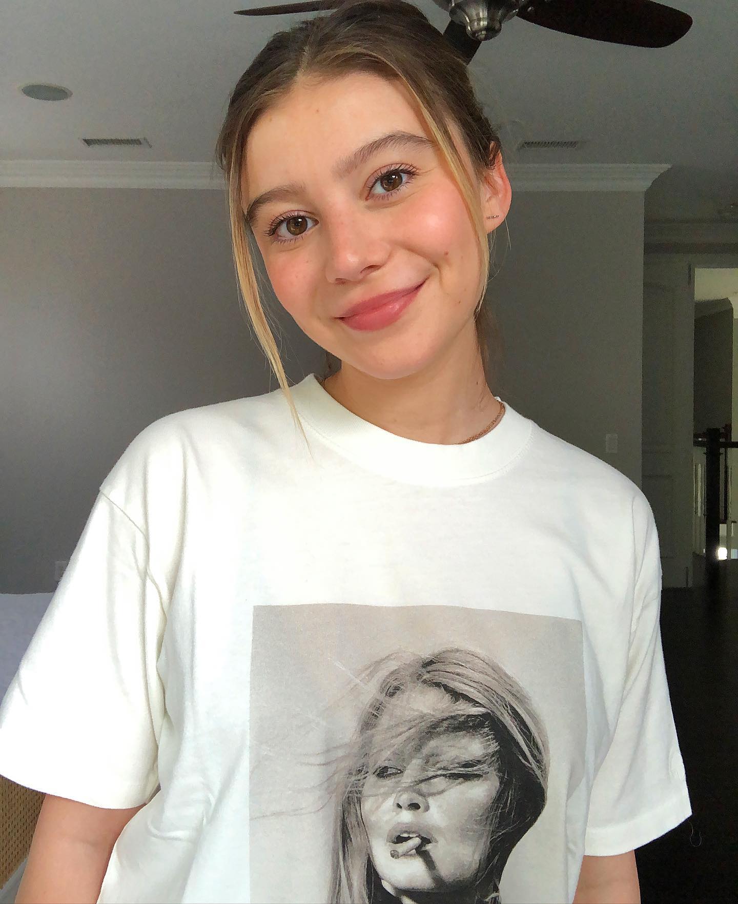 Genevieve Hannelius | Scrolller