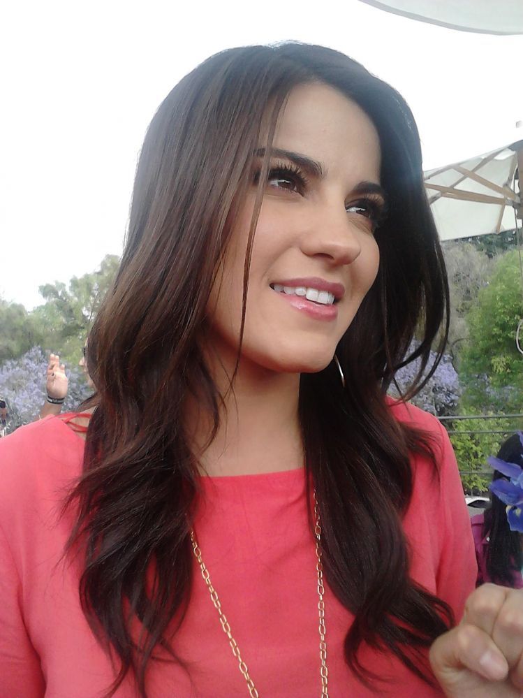Gentleman Maite Perroni Maite Perroni Gentleman Scrolller 1408