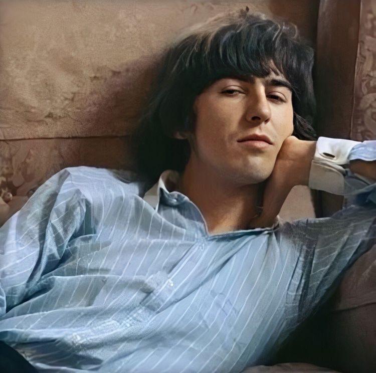 George Harrison (best looking guy ever personally) | Scrolller