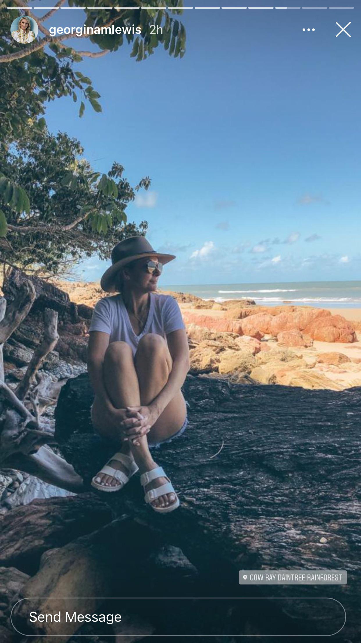 Georgina Lewis | Scrolller