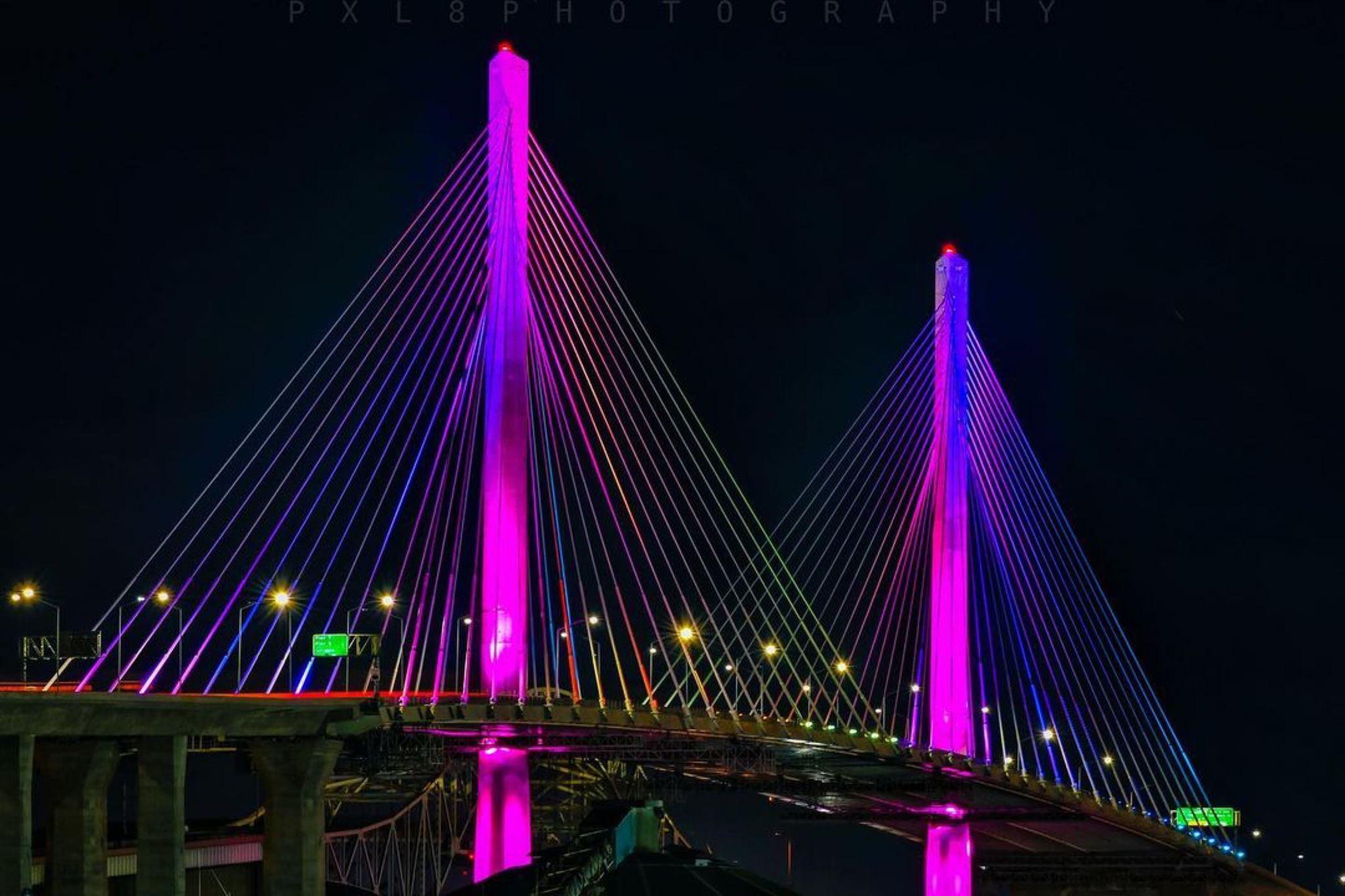 Gerald Desmond Bridge illuminated with LED lights - Long Beach, California | Scrolller