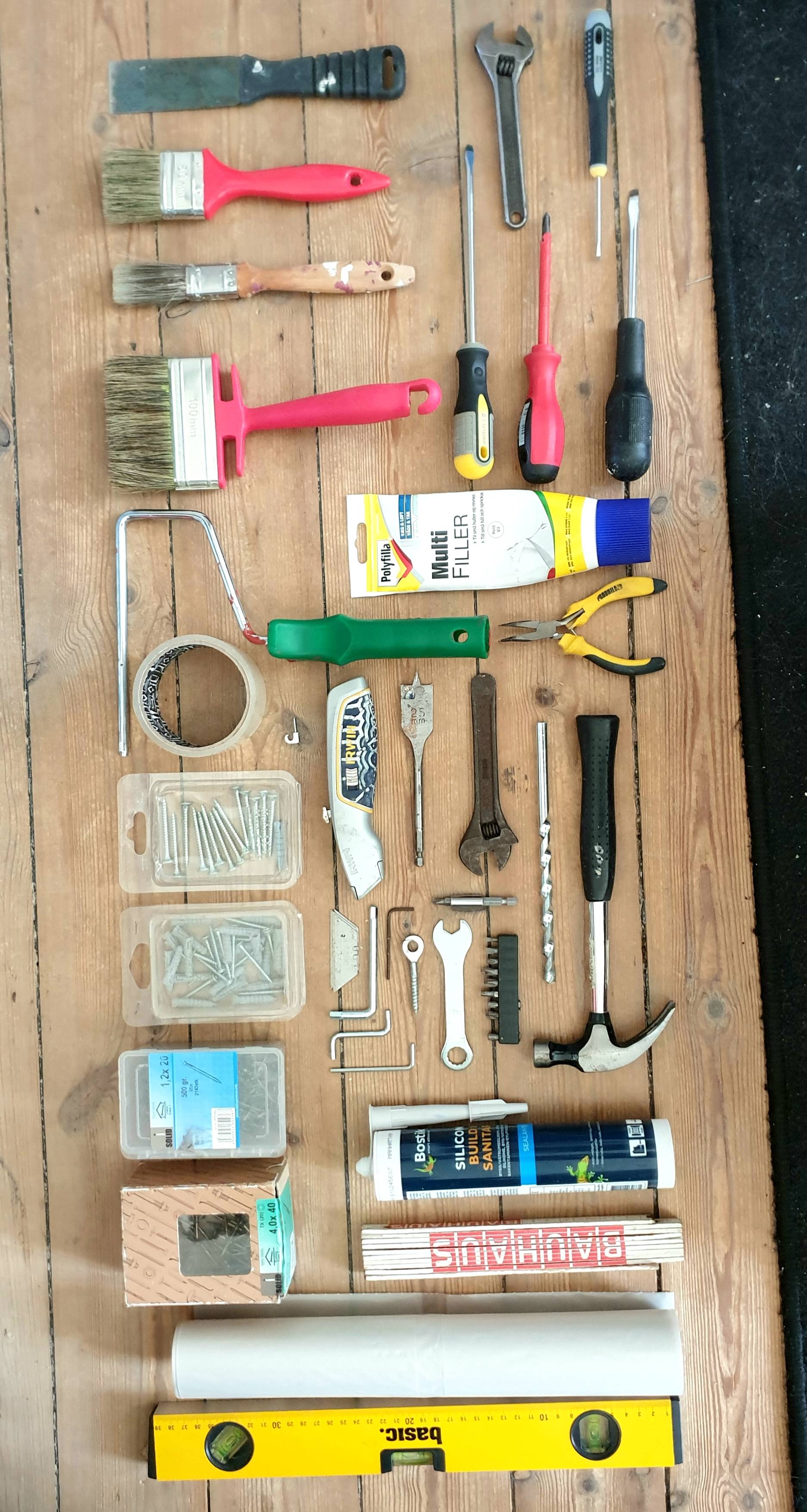 Getting an overview of my random toolbox | Scrolller