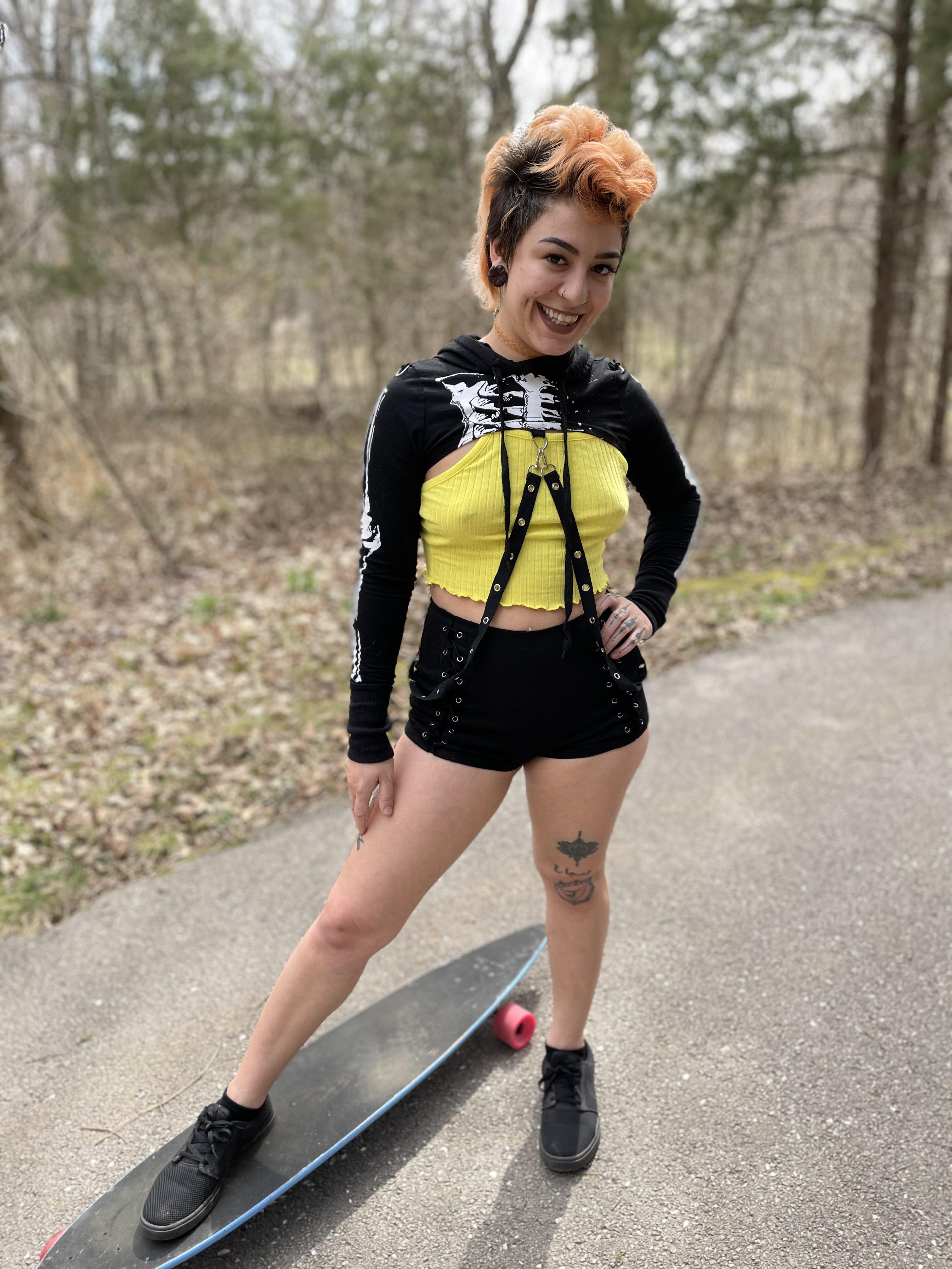 Getting back on my longboard since spring hit and it feels so good | Scrolller