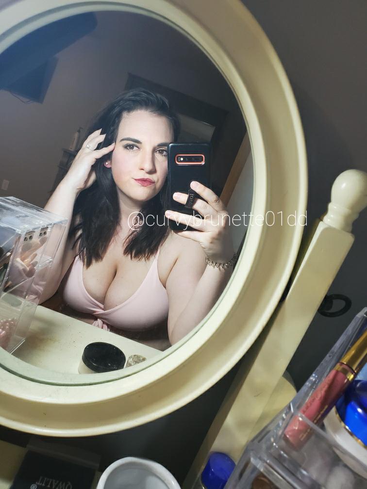 Hunting bulls on tinder. How do I look? | Scrolller