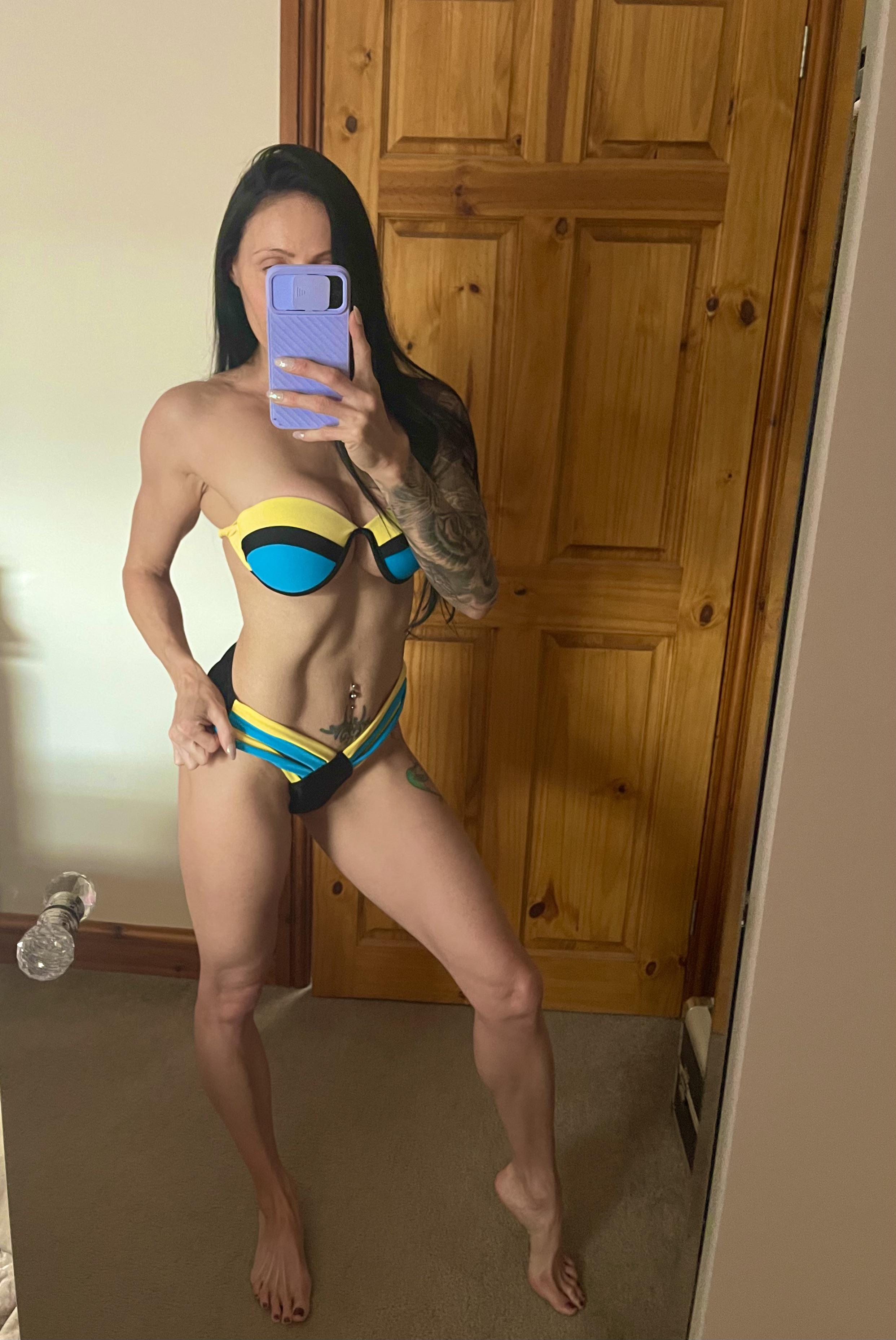 Getting shredded 💪🏼 | Scrolller