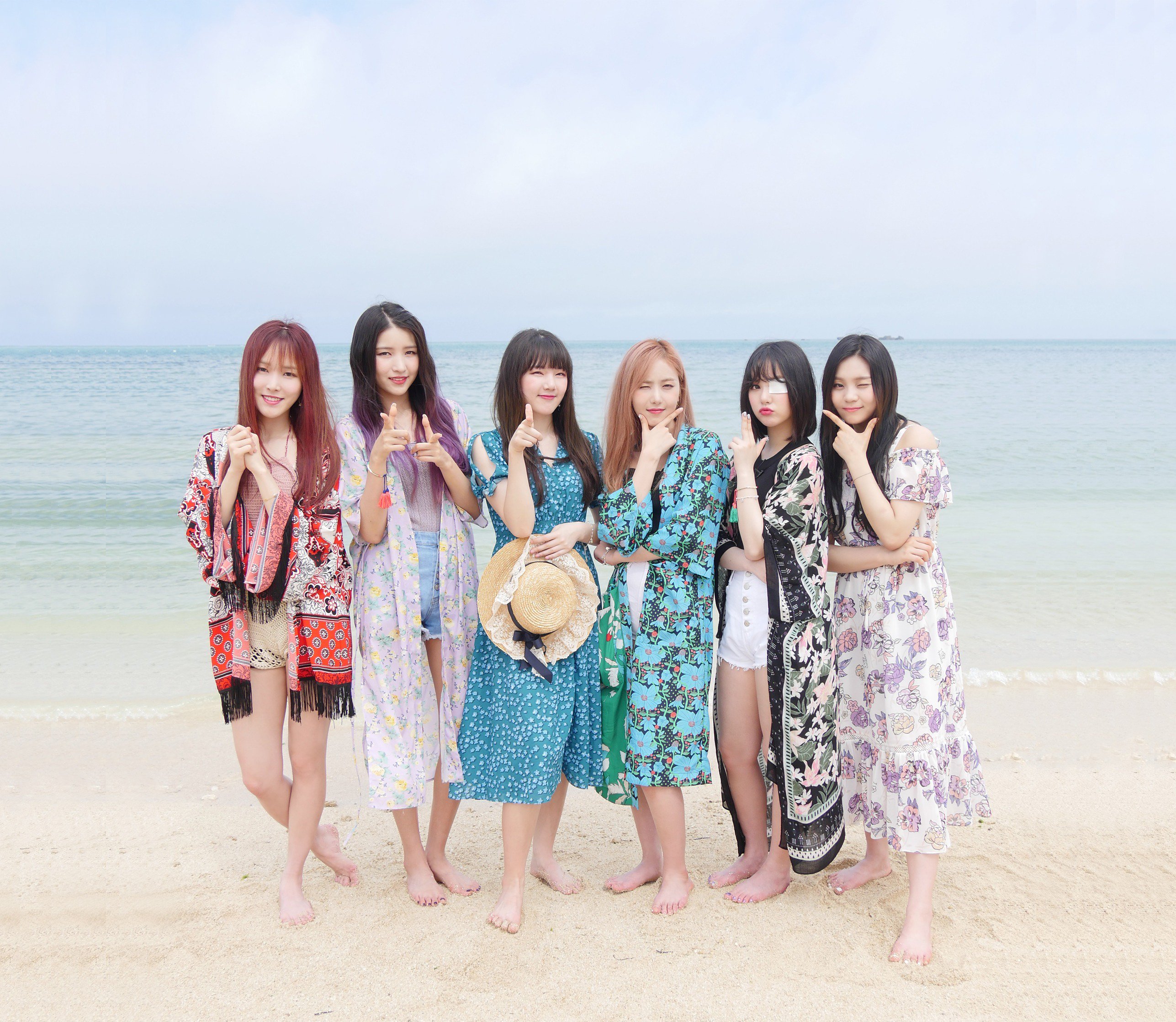 GFriend - Yuju, Sowon, Yerin, SinB, Eunha and Umji | Scrolller