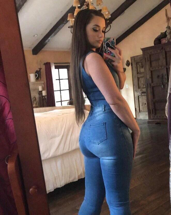 Gia Paige | Scrolller