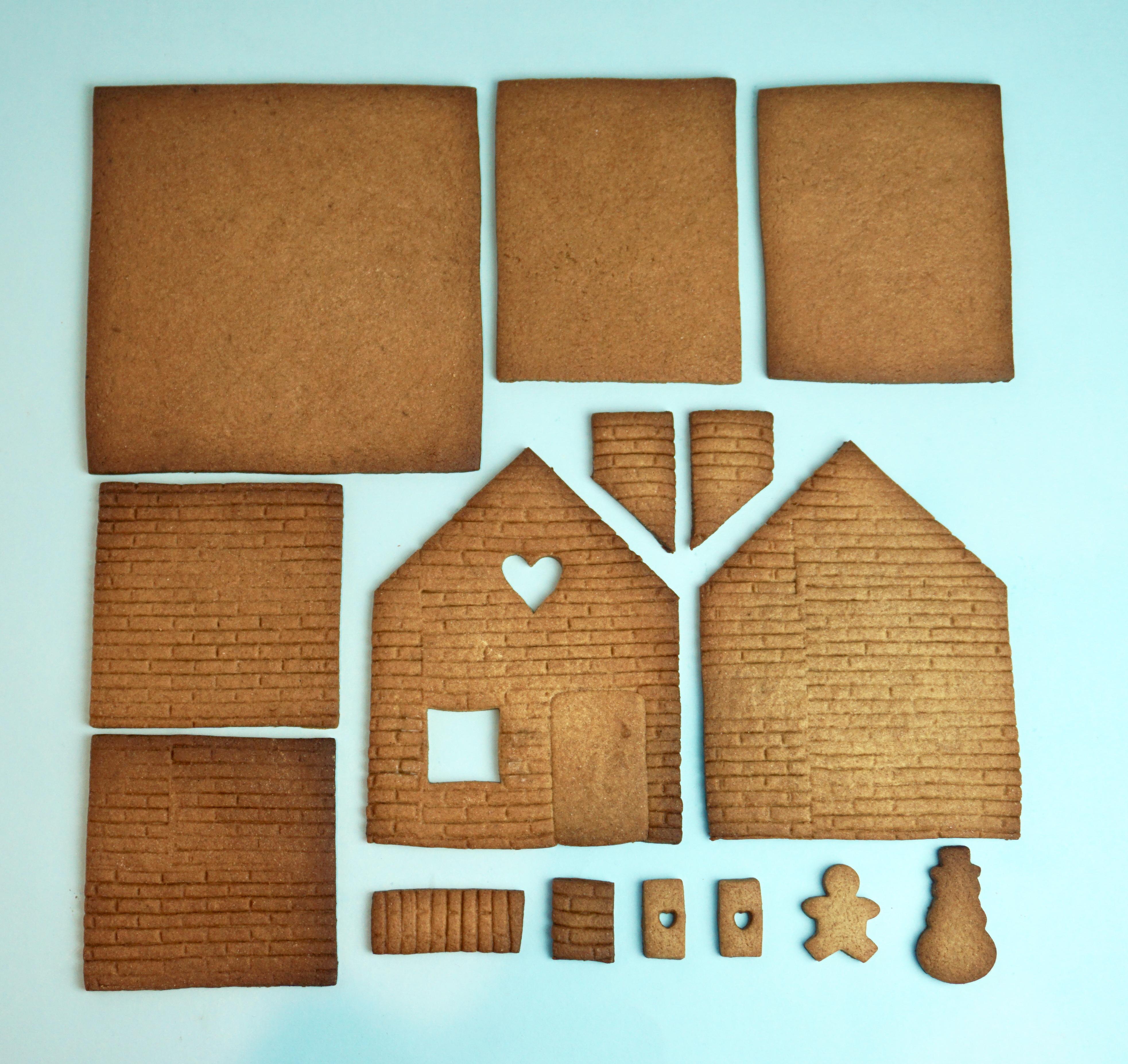 gingerbread house | Scrolller