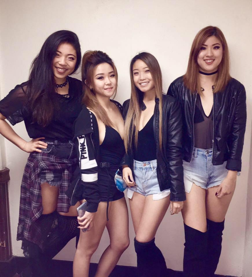 Girls night | Scrolller