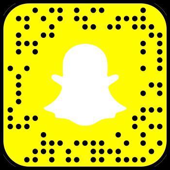 Girls only Scan this | Scrolller