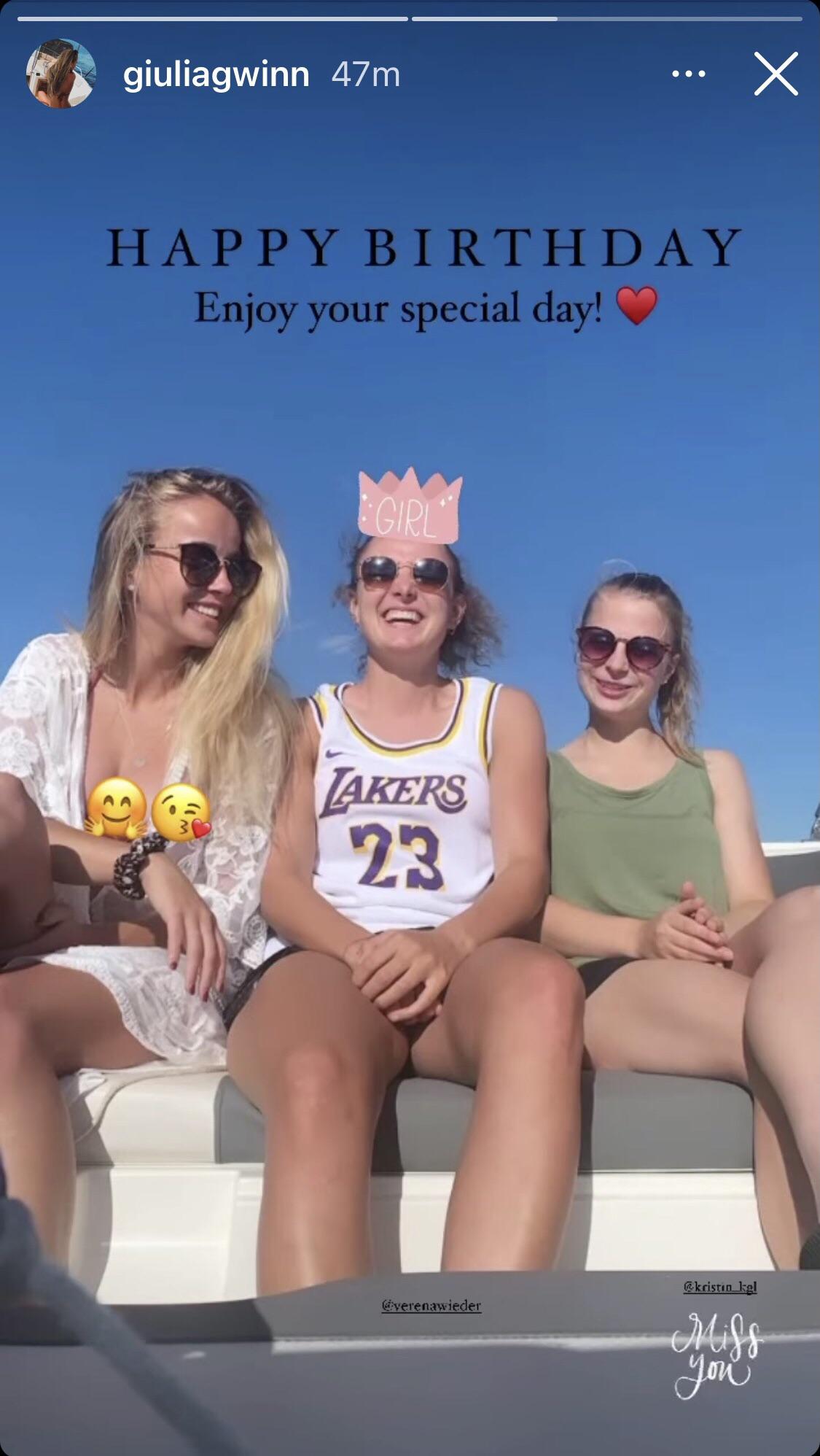 Giulia with Verena & Kristin | Scrolller