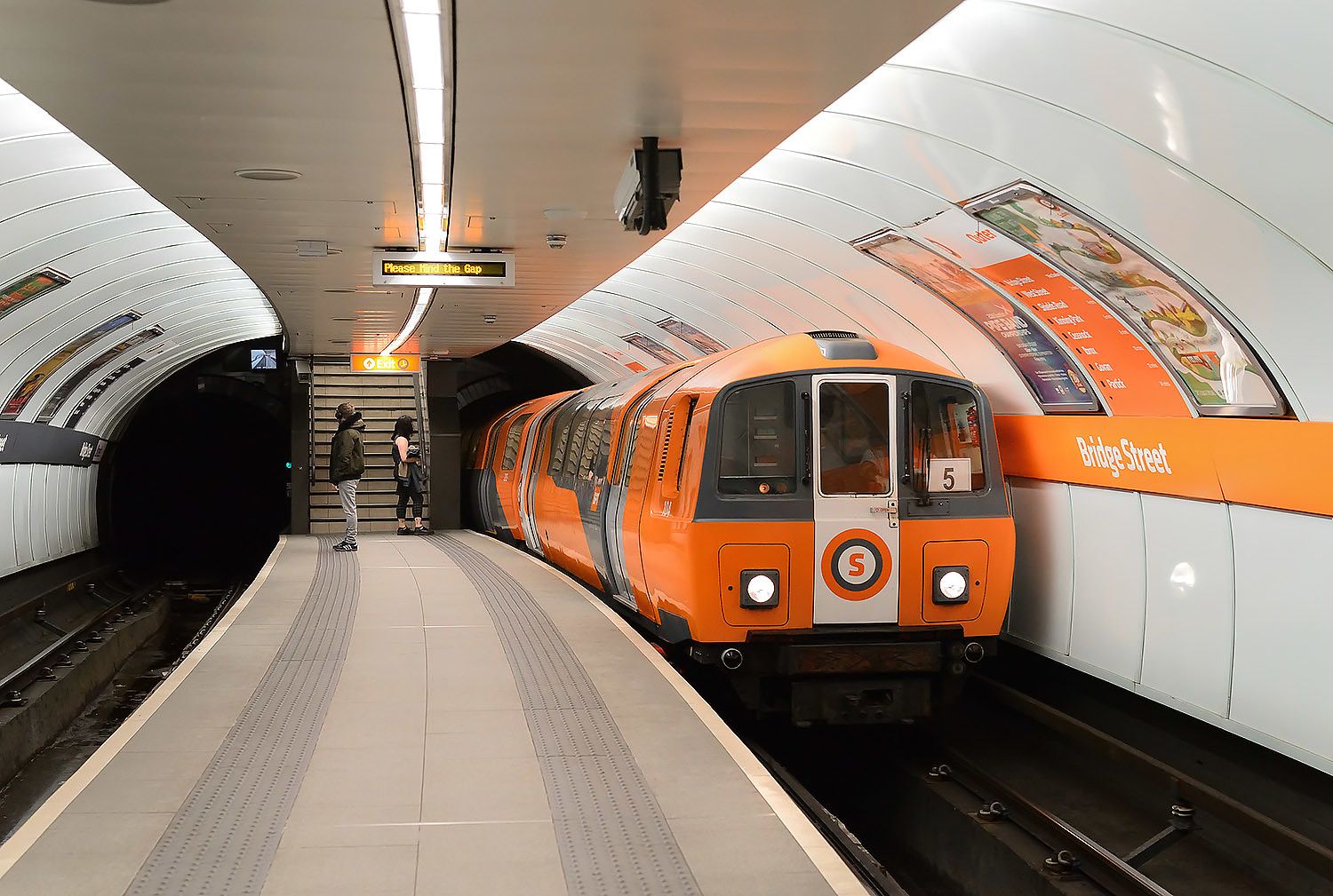 Glasgow Bridge Street Station | Scrolller