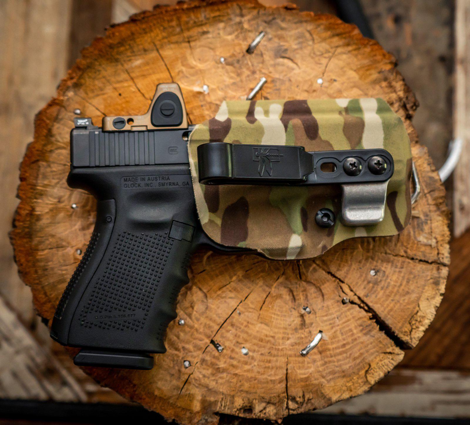 Glock 19 Gen 4 w/ Trijicon HRS | Scrolller