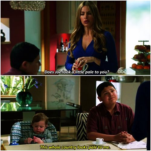 Gloria and Manny | Scrolller