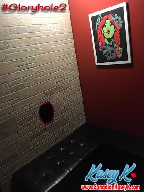 Gloryhole Anyone Scrolller