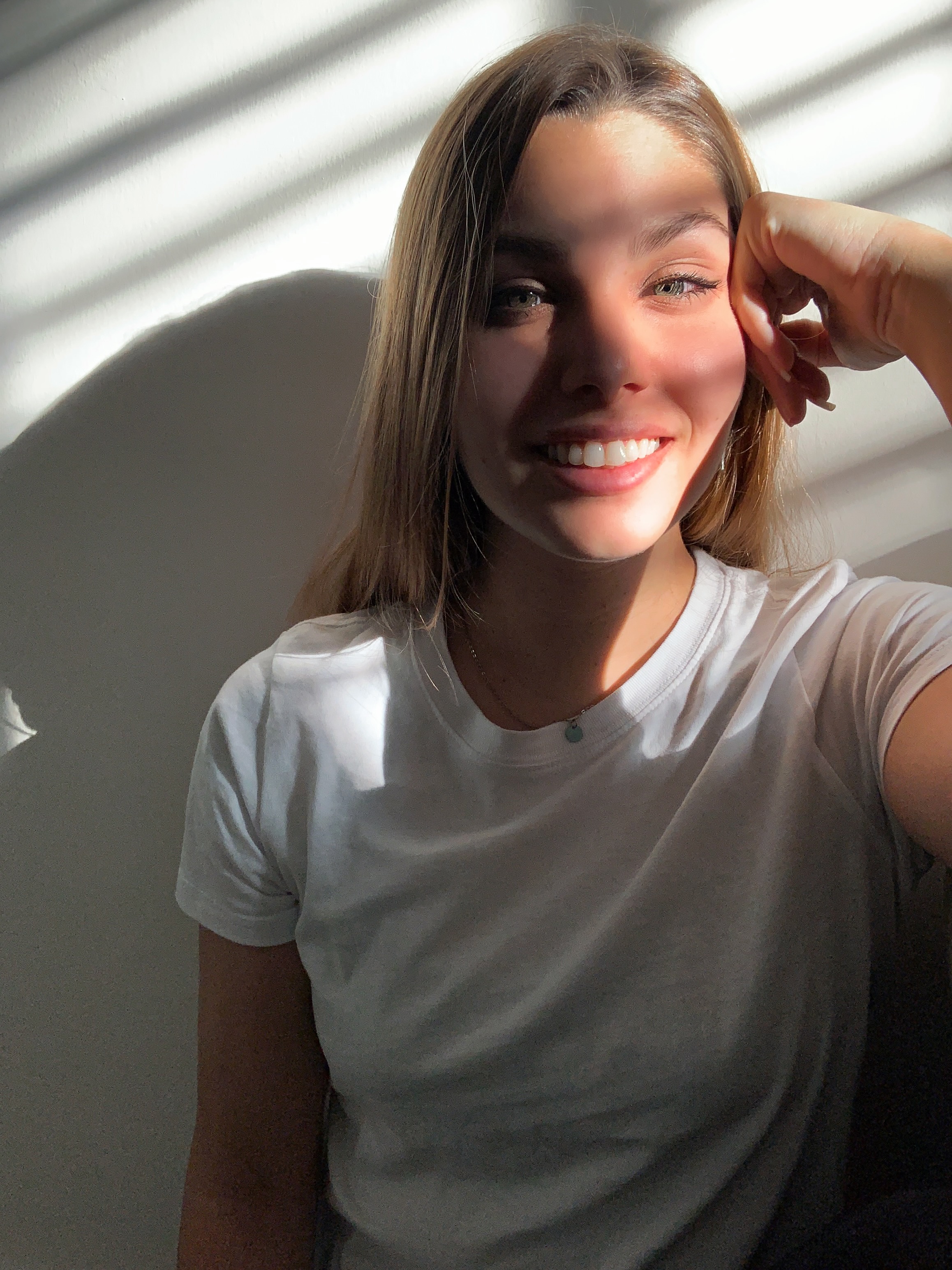 Glowing from the inside out! :) | Scrolller