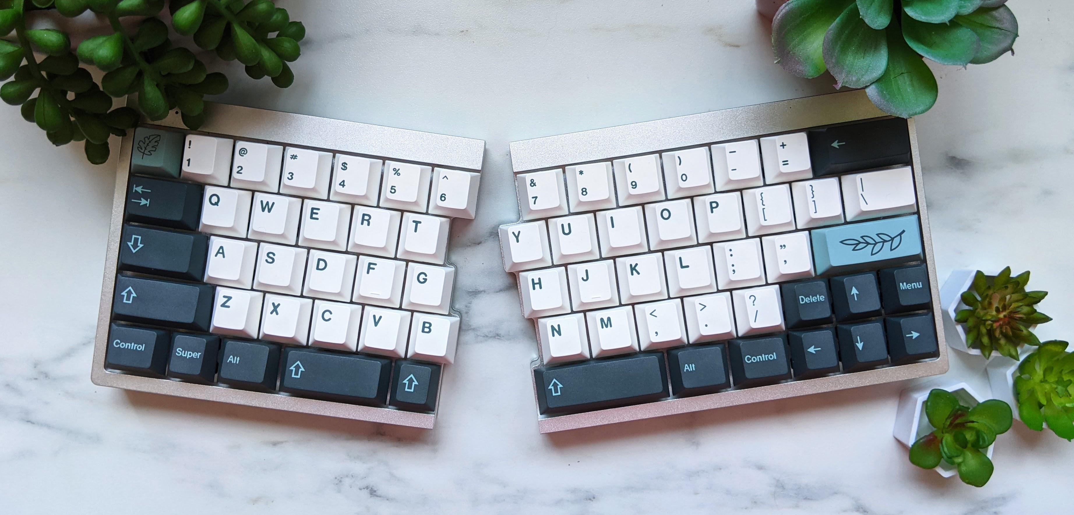GMK Botanical on my YMDK Split65 | Scrolller