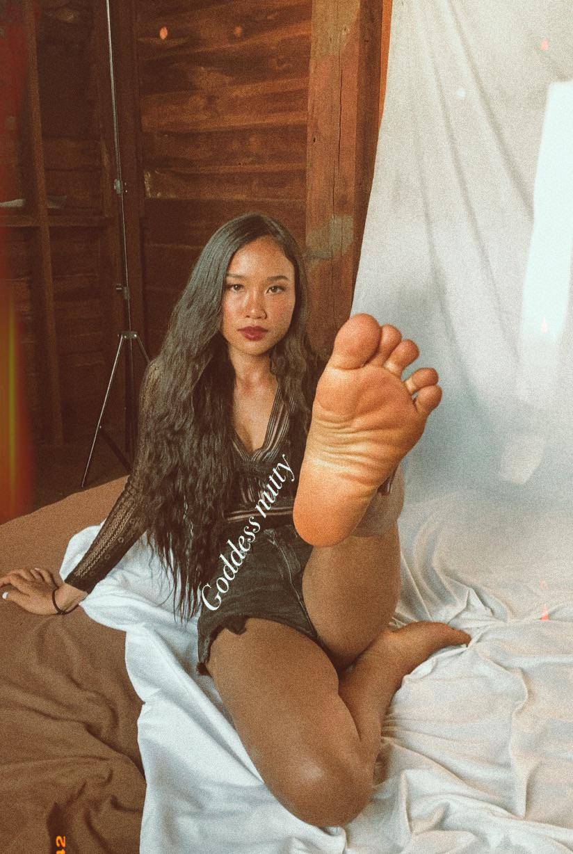 Goddess Nutty | Scrolller