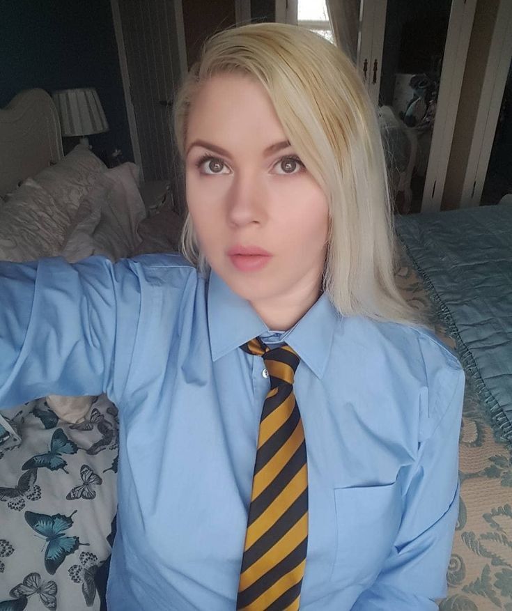 Gold striped | Scrolller