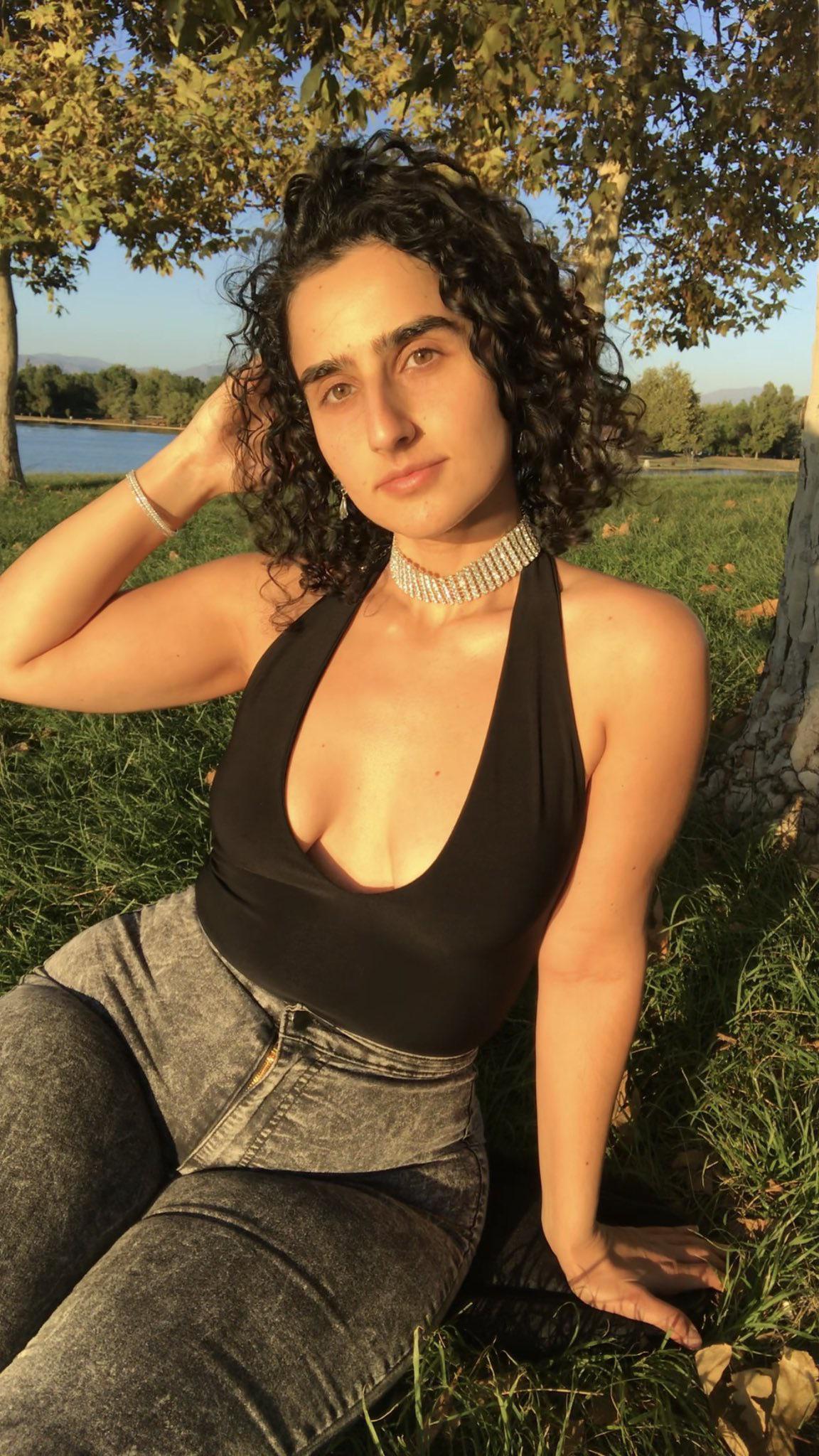 Golden hour | Scrolller