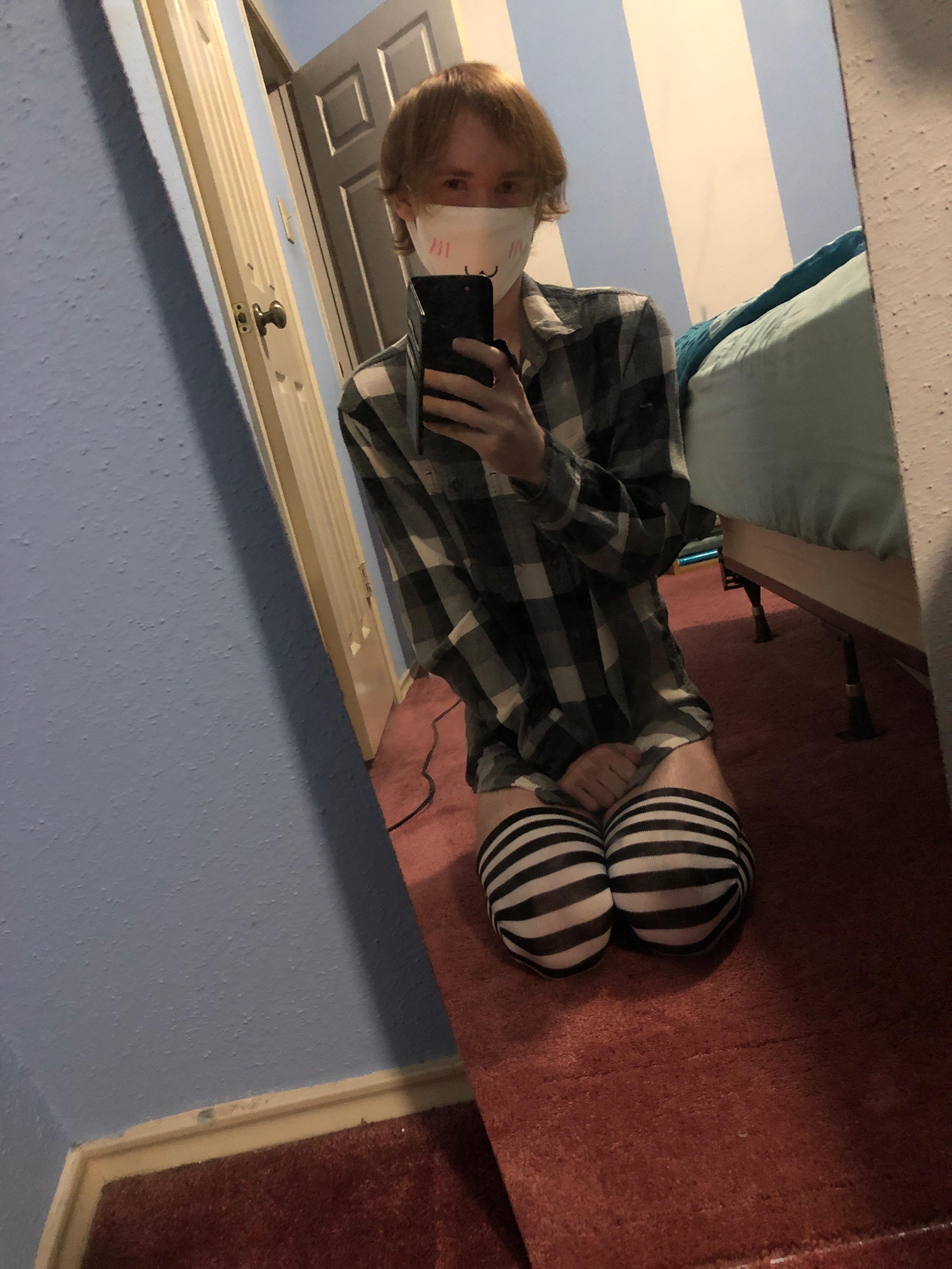 Good afternoon cuties! Hope I can make your day a little brighter ♡( ᗜ ) | Scrolller