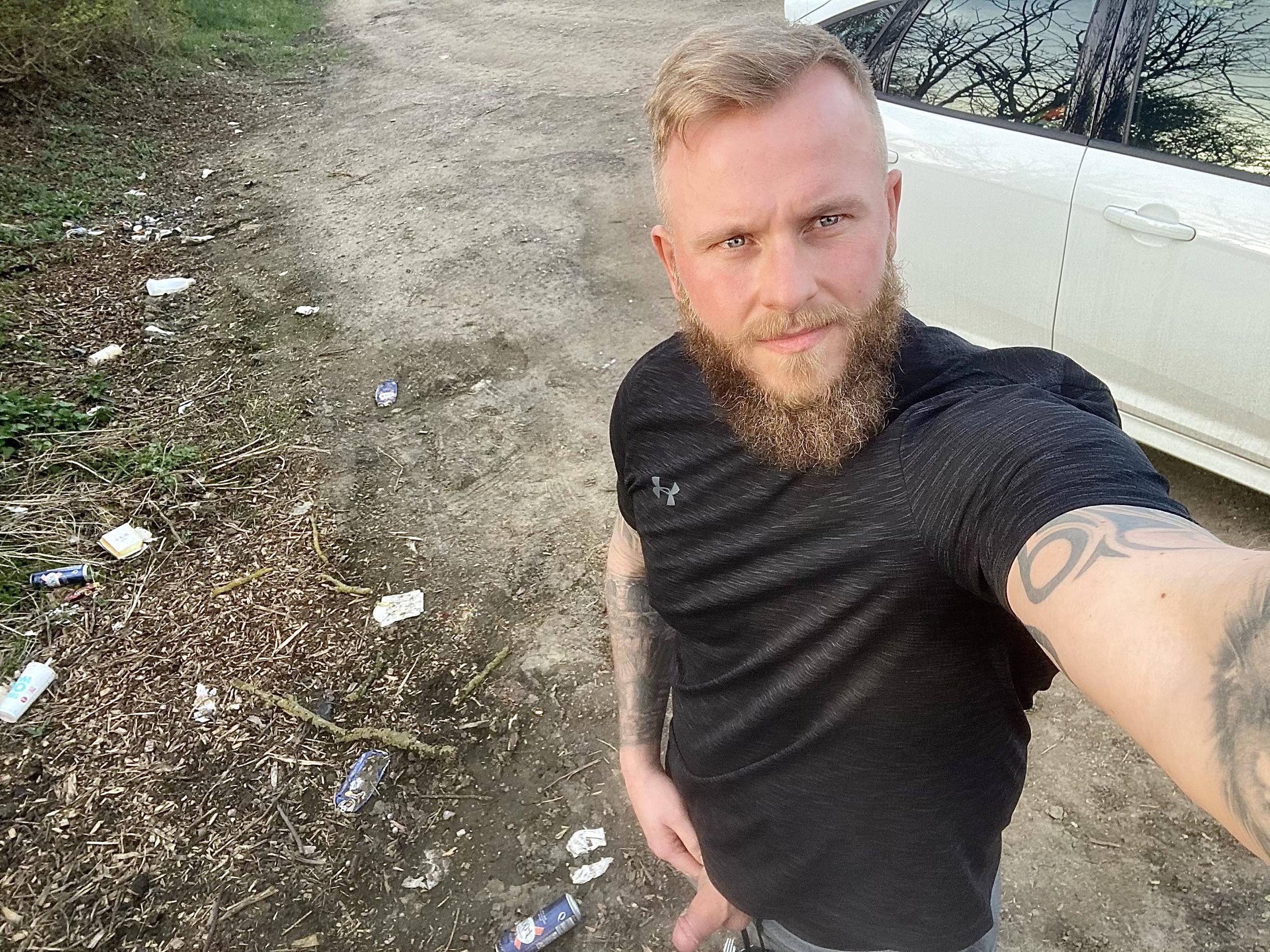 Who wants to join me? | Scrolller