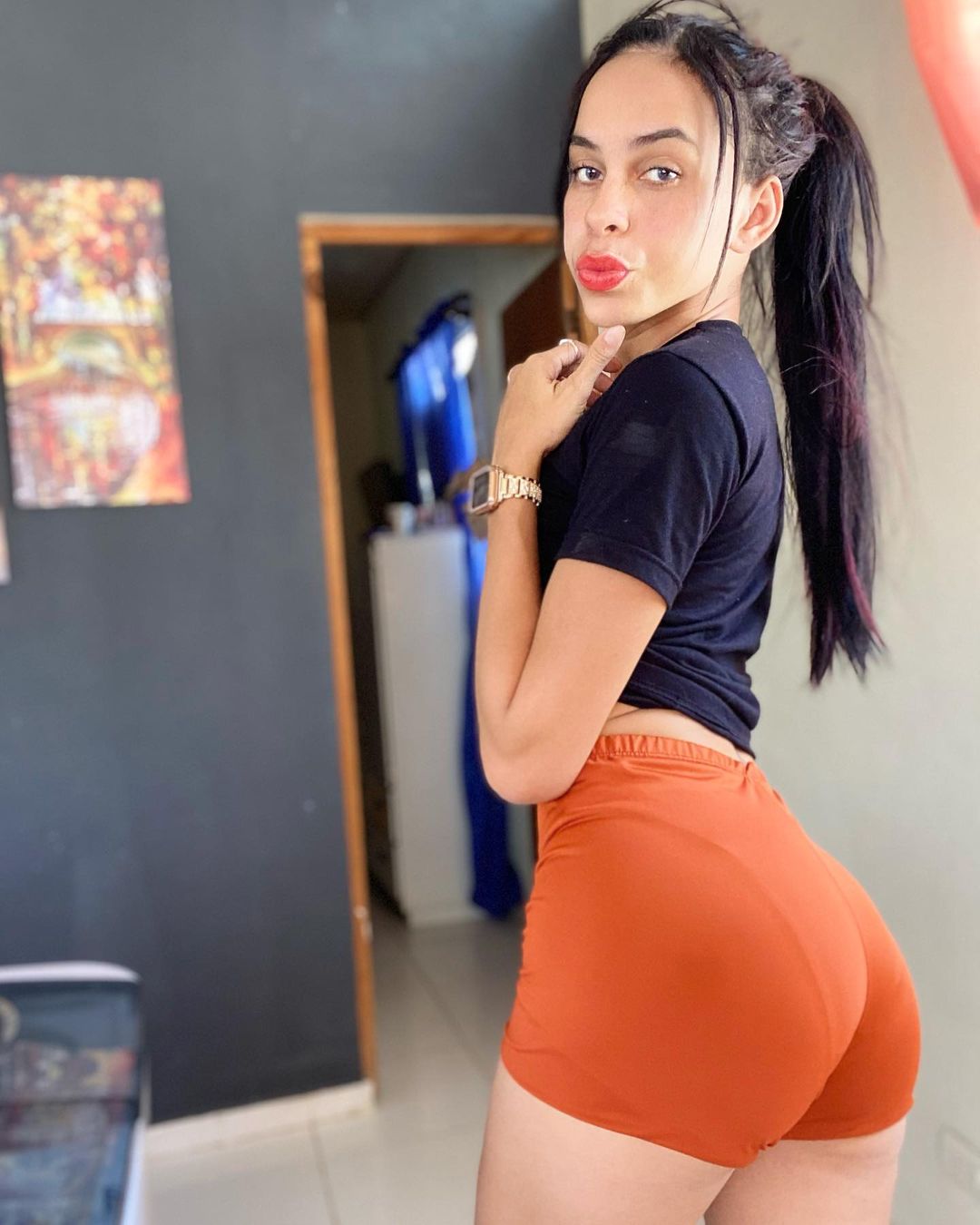 Good girls always show their pantylines | Scrolller