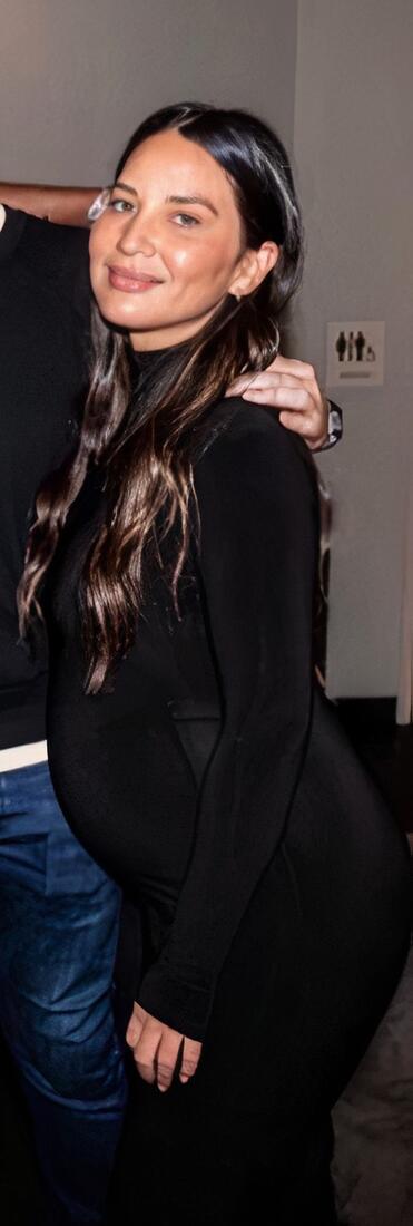 Good look at her bump | Scrolller