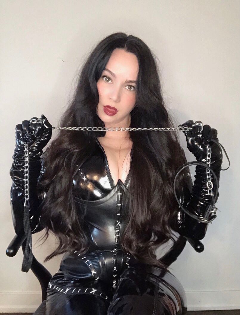 Good morning, Are you ready to undertake a task for my pleasure's sake? Kneel on the floor ...