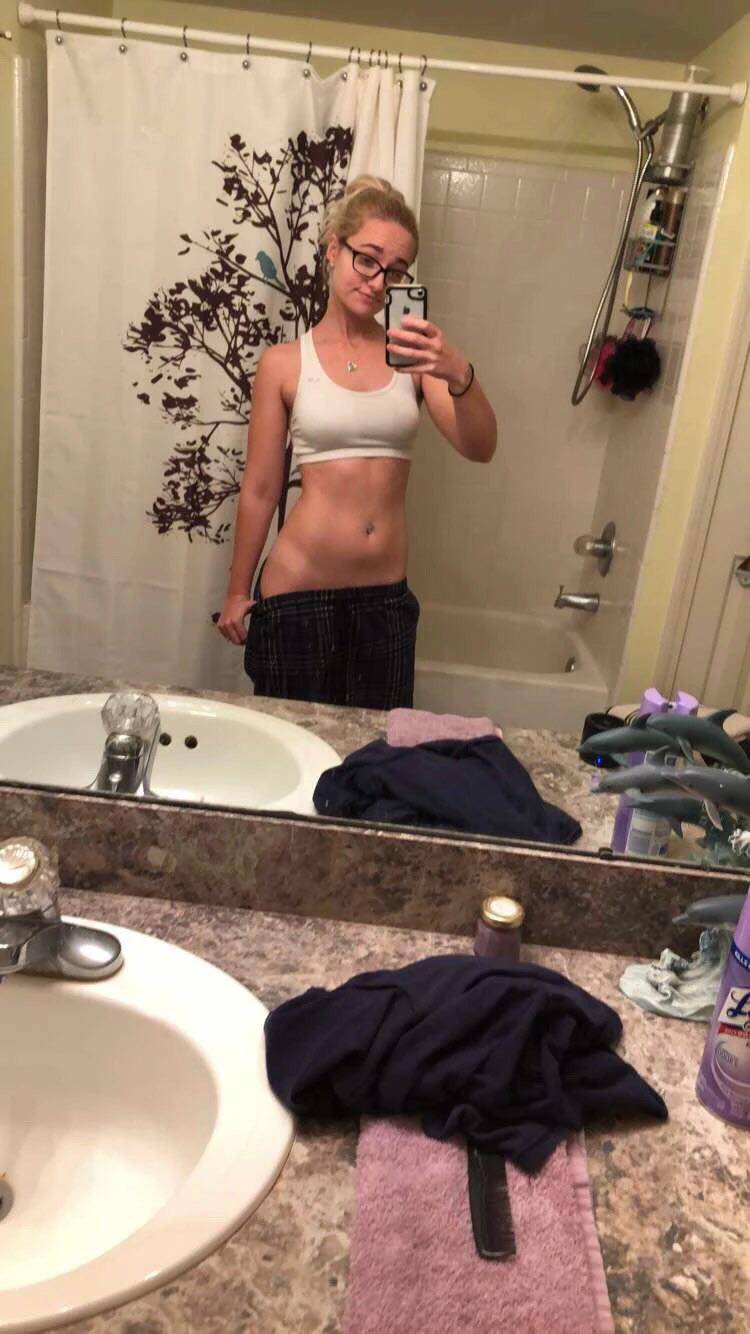 Good morning daddy ️Ready to strip me down?😍 | Scrolller