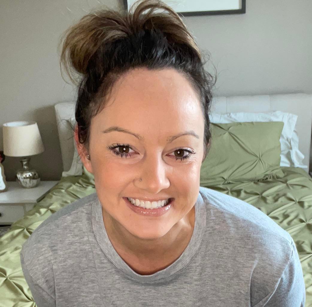 Typical Mom Style 😬 ️ Scrolller