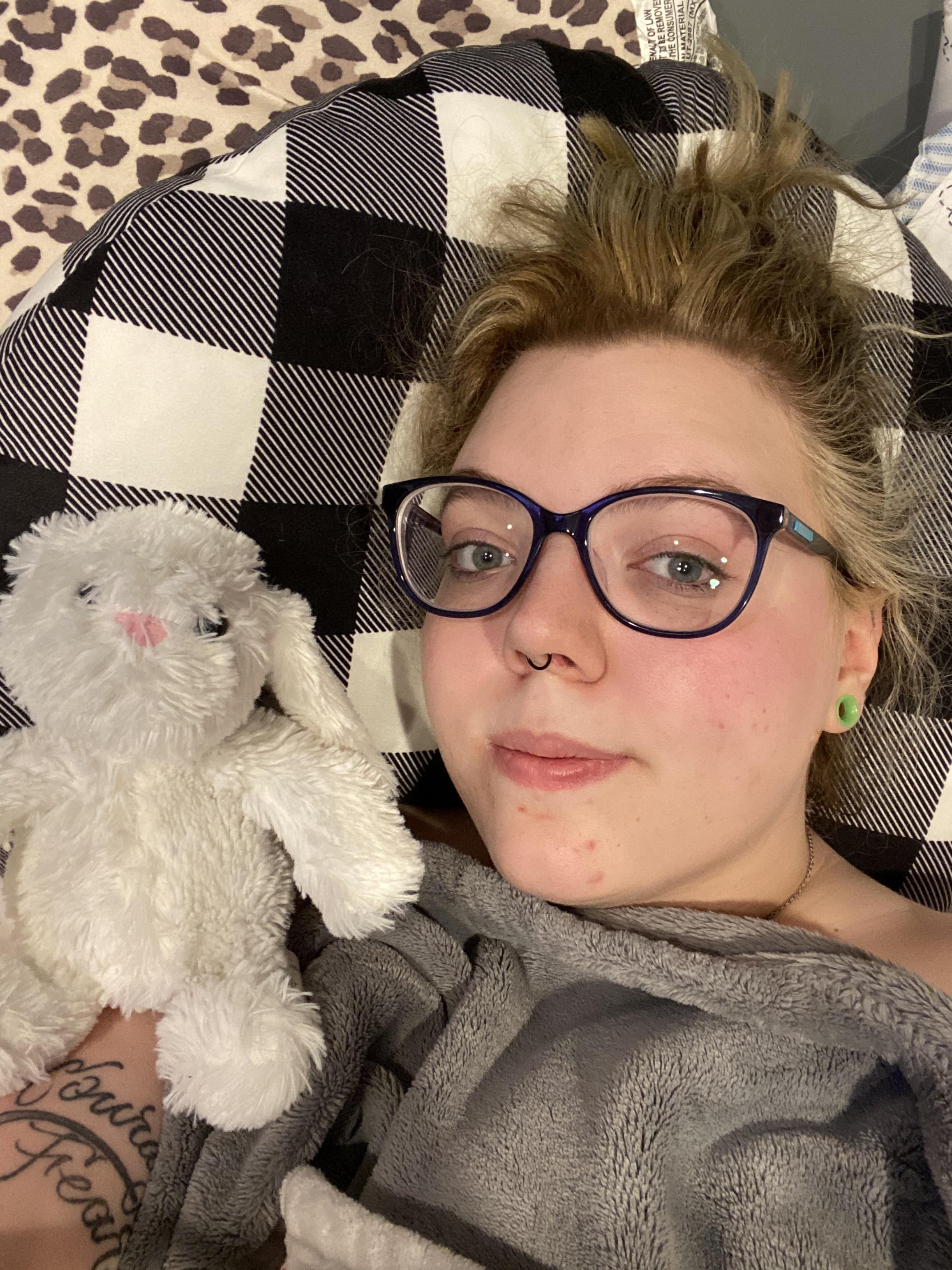 Good morning! I’m still tired but I’m awake 🥺😭😴 | Scrolller