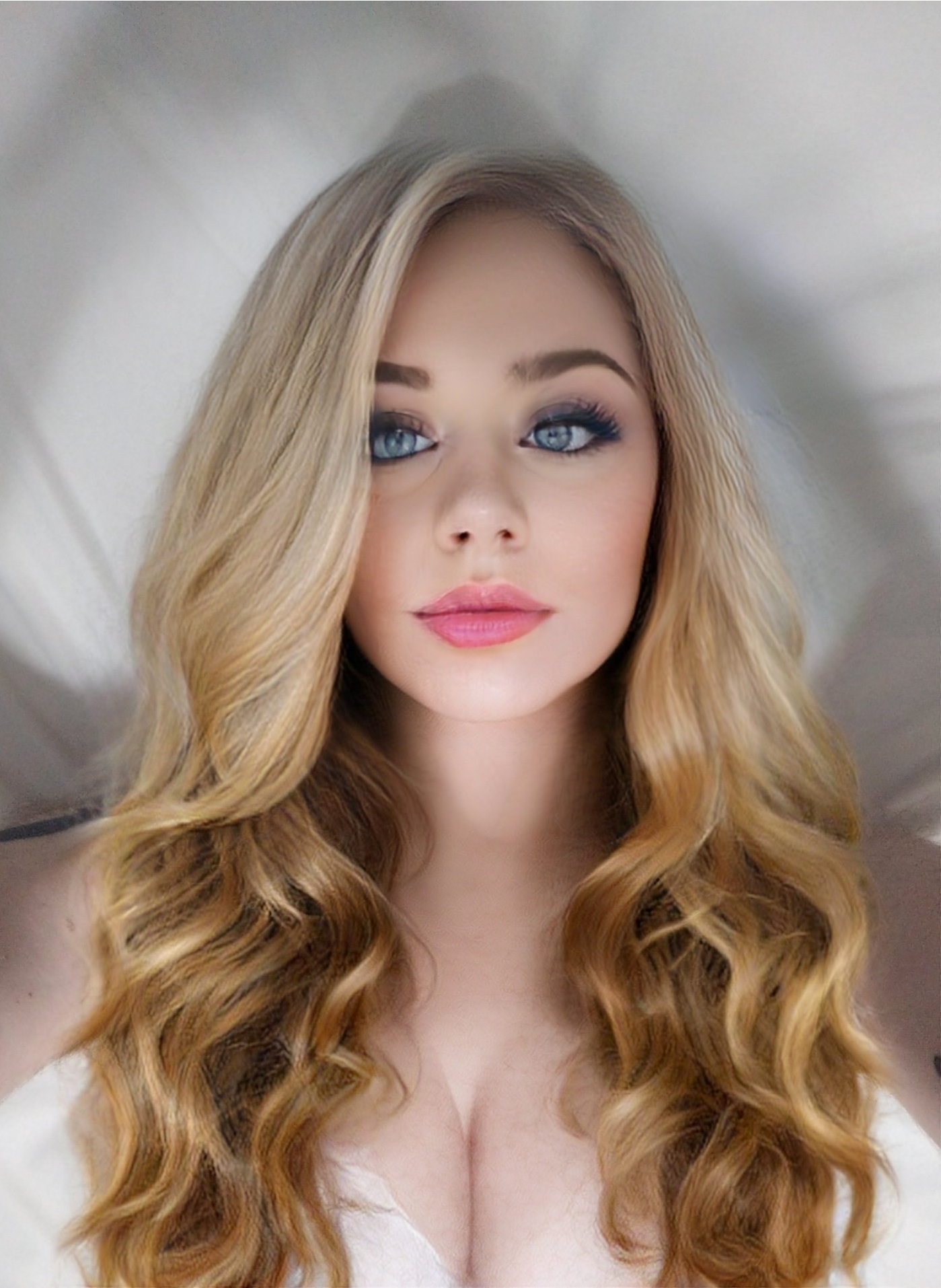 Me on the bottom | Scrolller