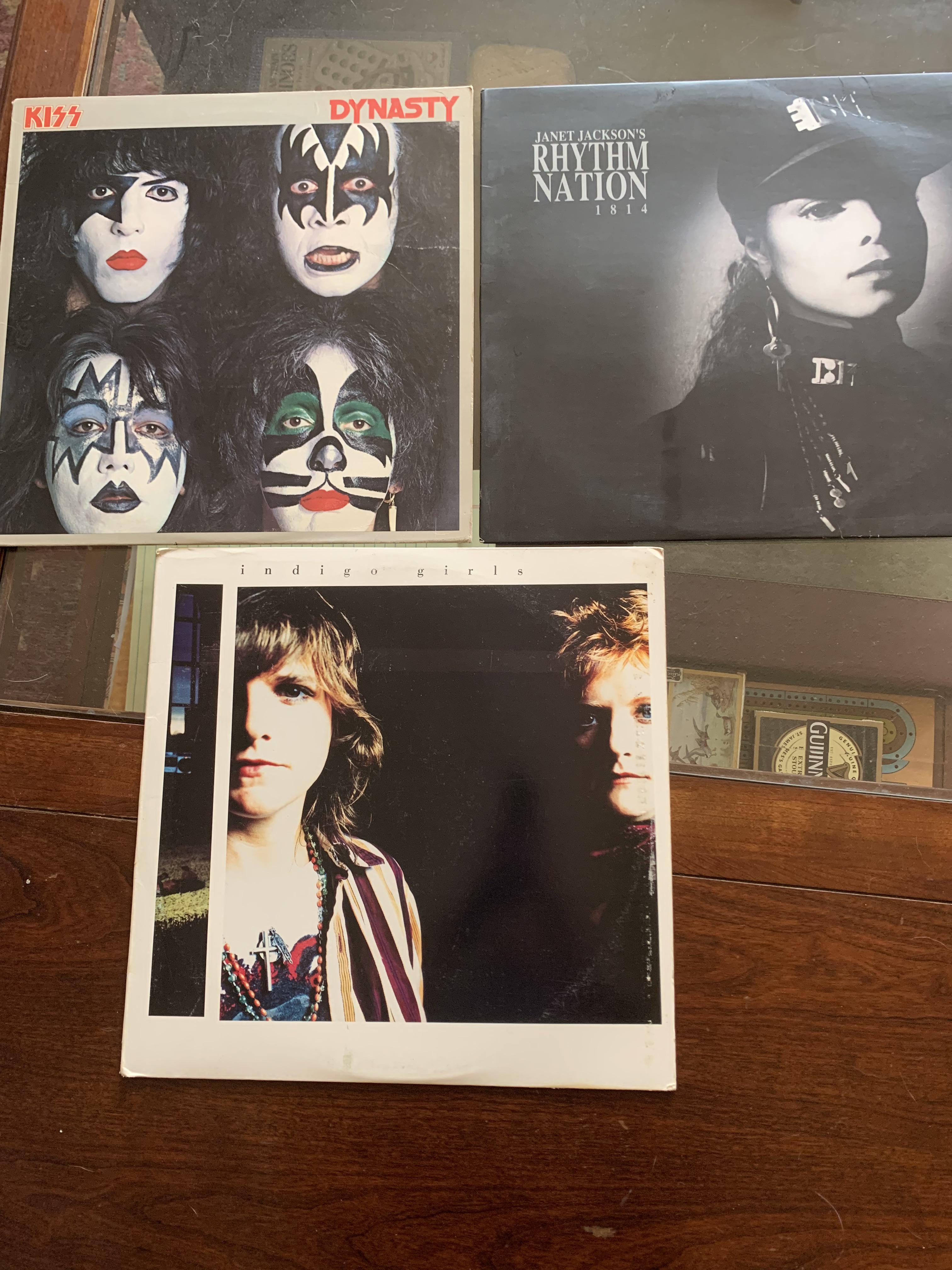 Goodwill SCORE! | Scrolller