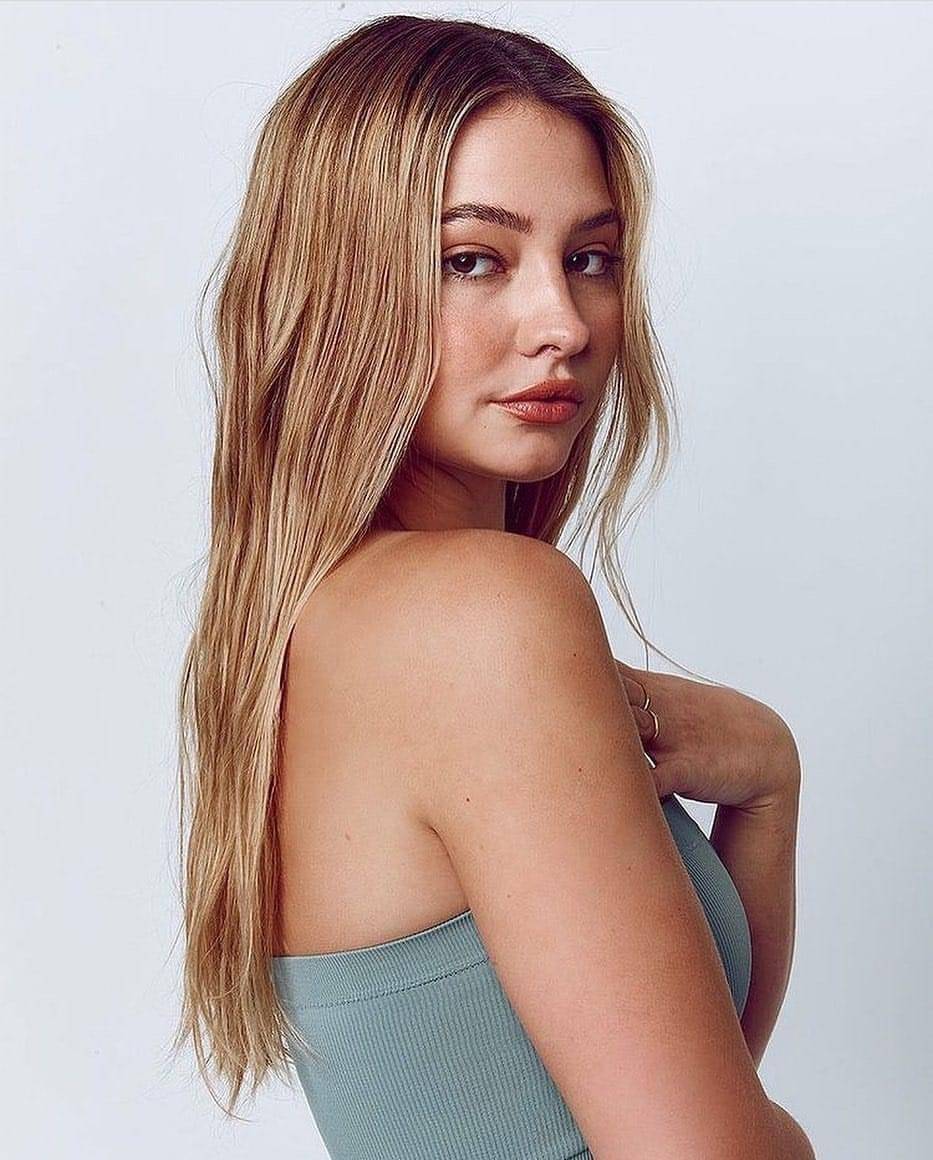 gorgeous | Scrolller