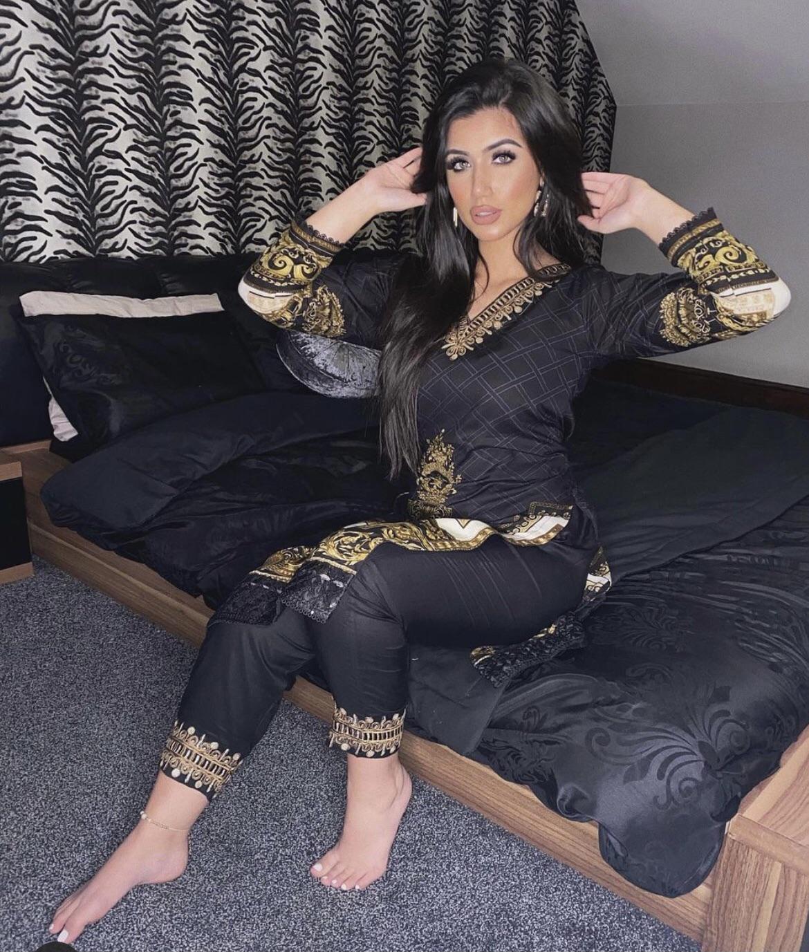 Gorgeous paki aliya | Scrolller