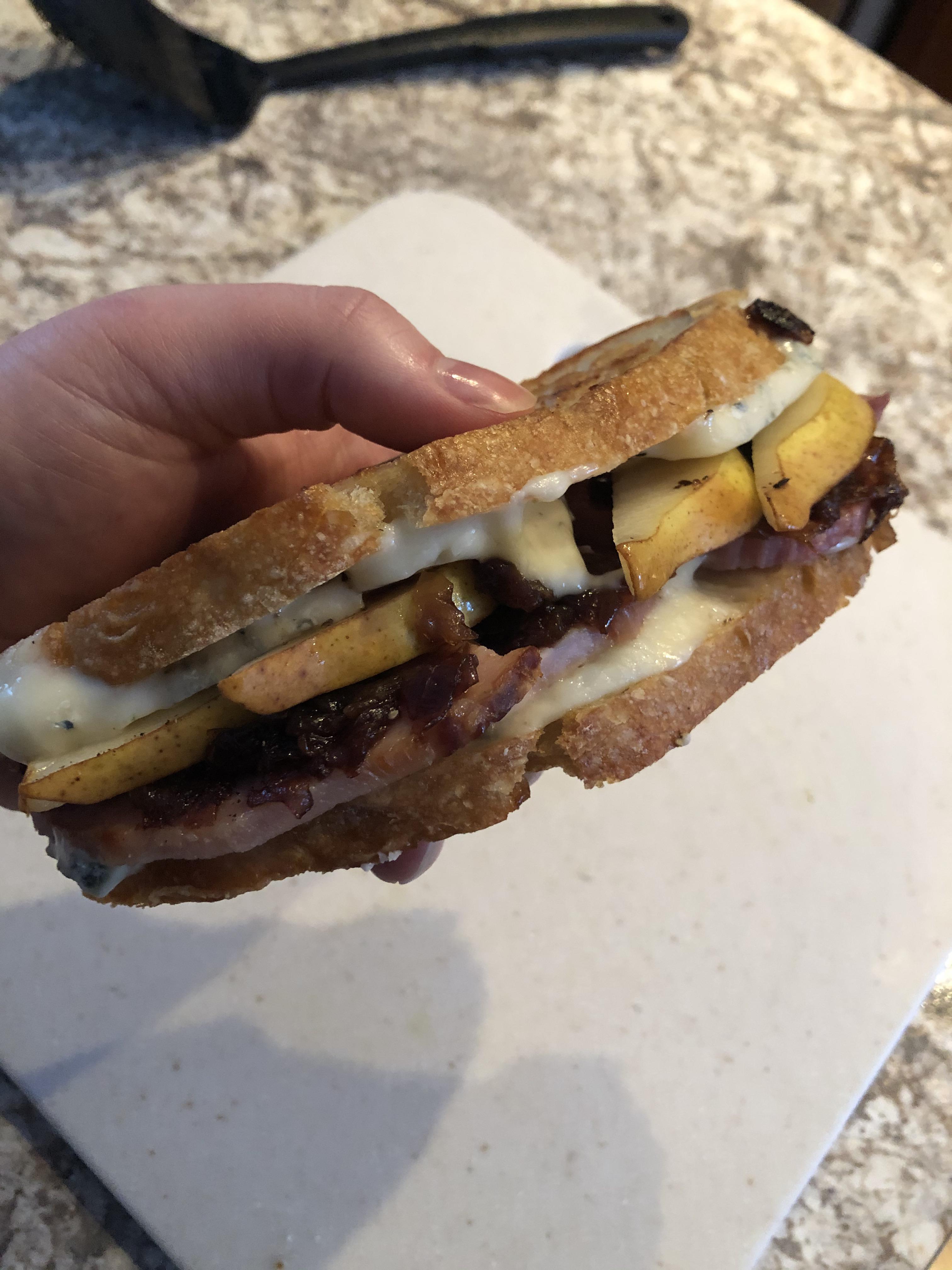 Gorgonzola, ham, pears, balsamic onion jam, on homemade bread | Scrolller