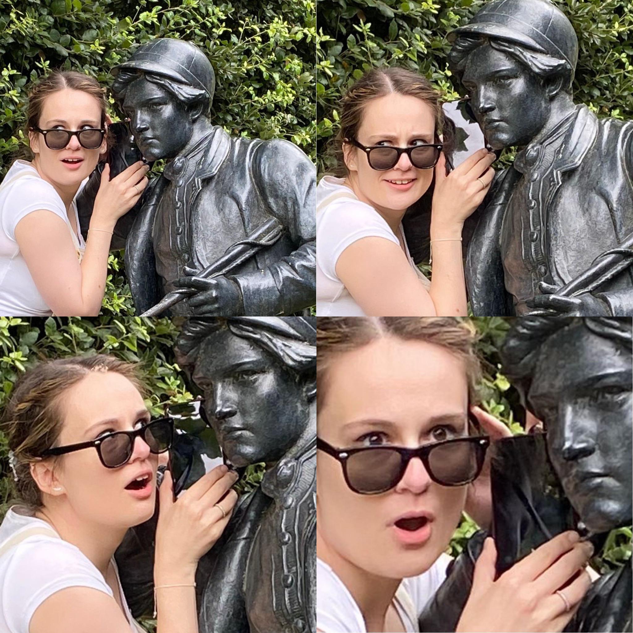 Gossiping in Anglesey Abbey | Scrolller