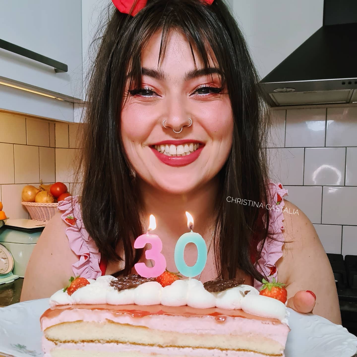 got a cake all for myself 🤤 | Scrolller