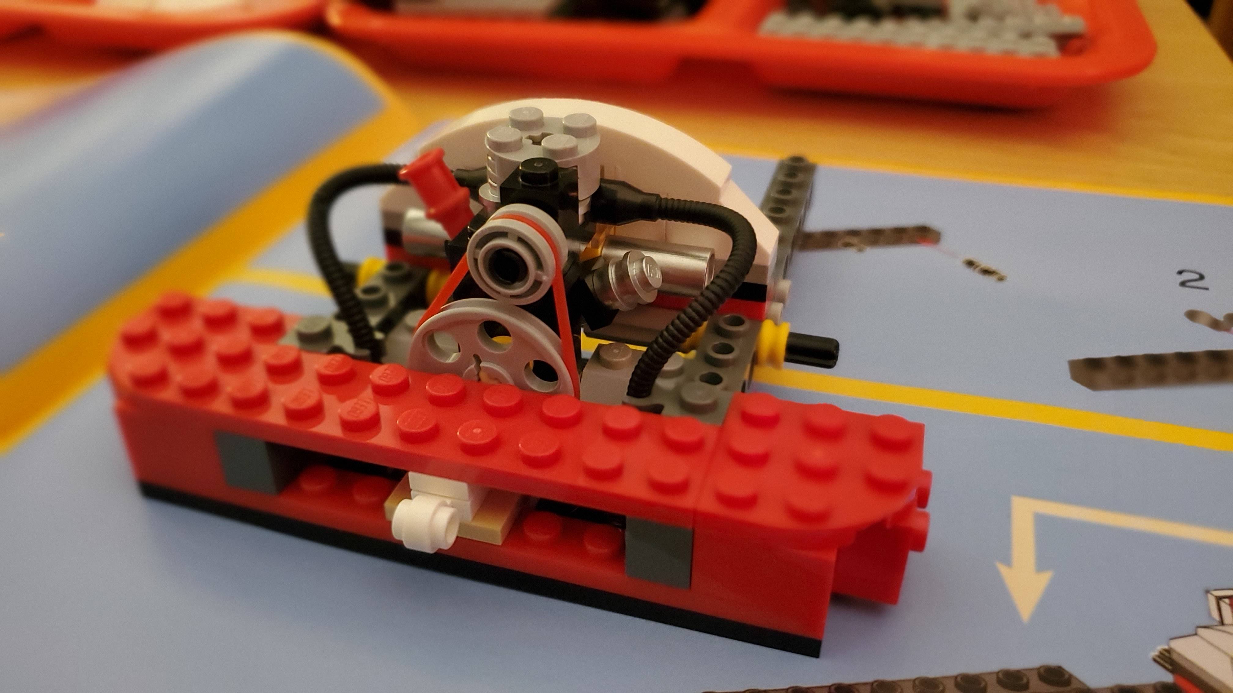 Got a new Bus for my birthday. Started with the engine. | Scrolller